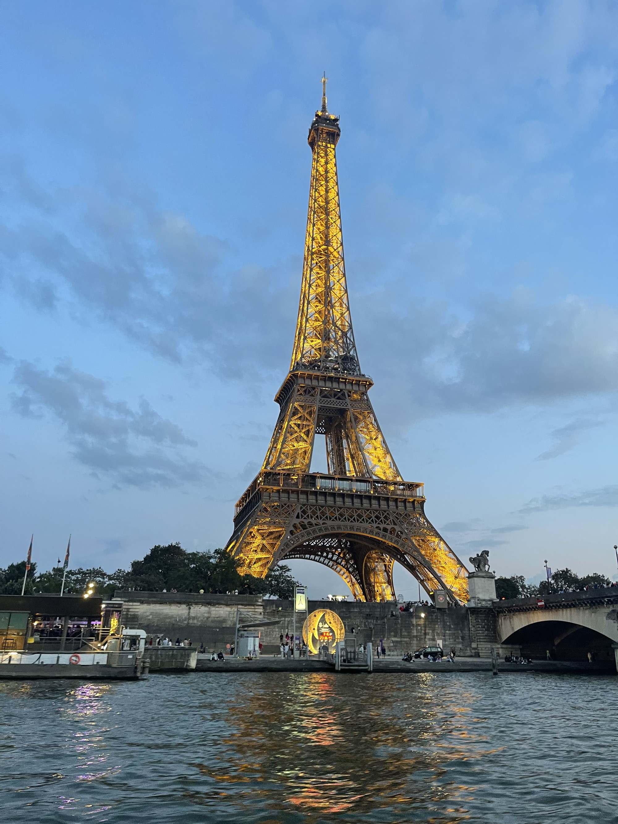 5 Unforgettable Days in Paris + Excursion to the French Alps