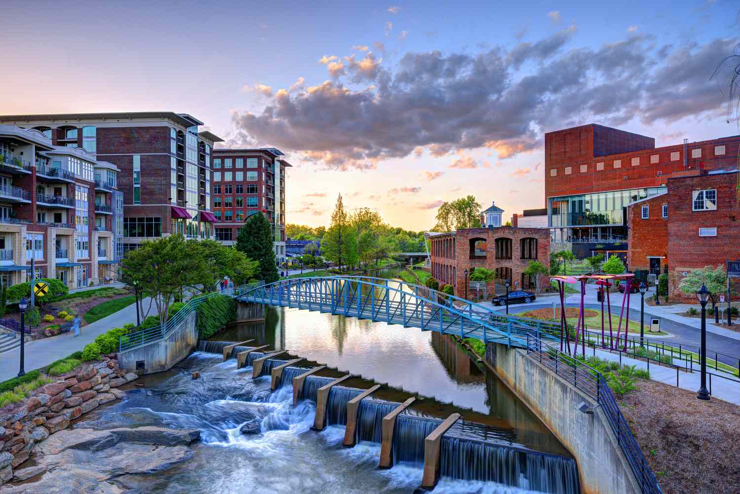 Top 5 Outdoor Adventures in Greenville, SC