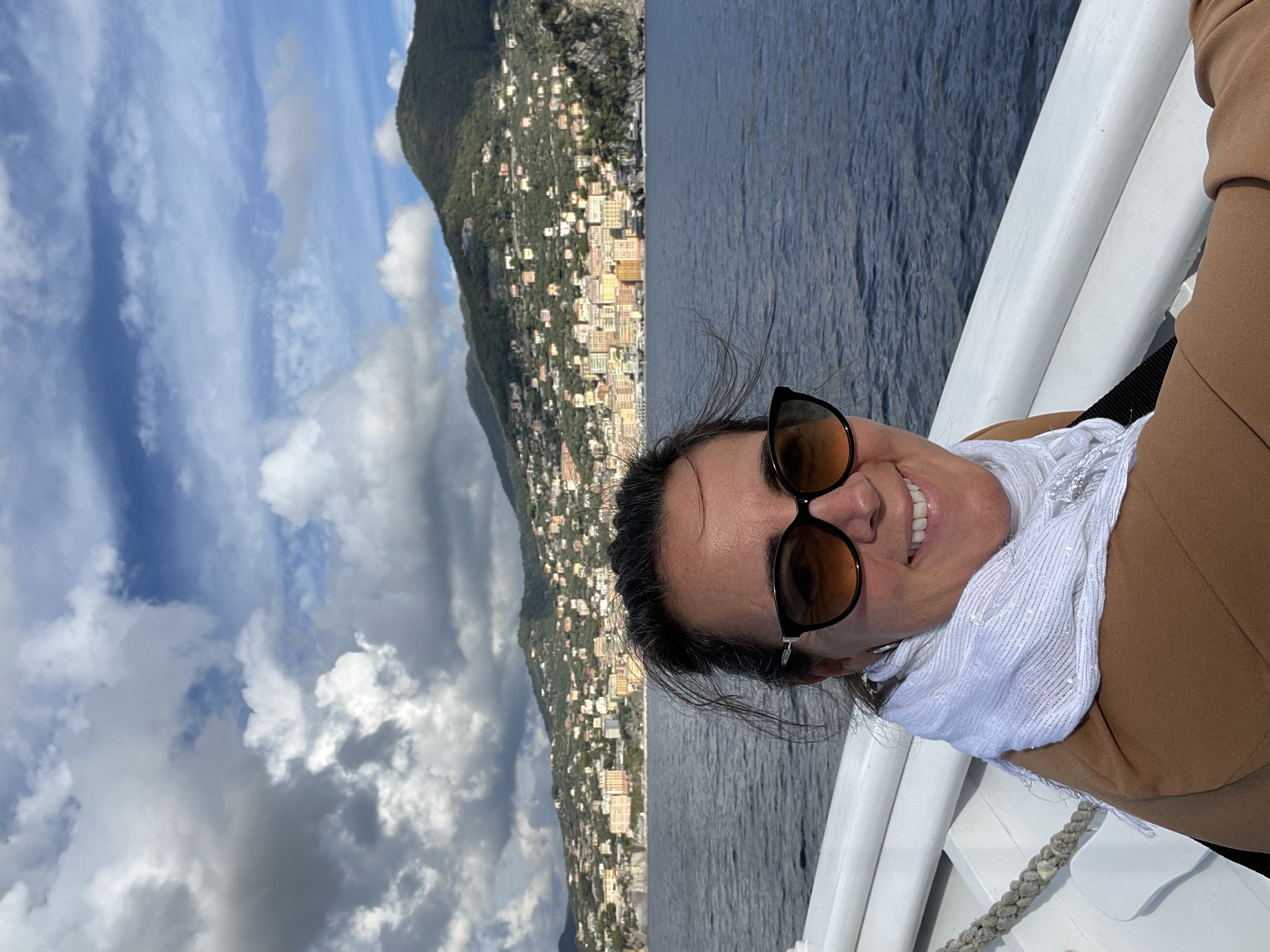 Angie Barron | Fora Travel