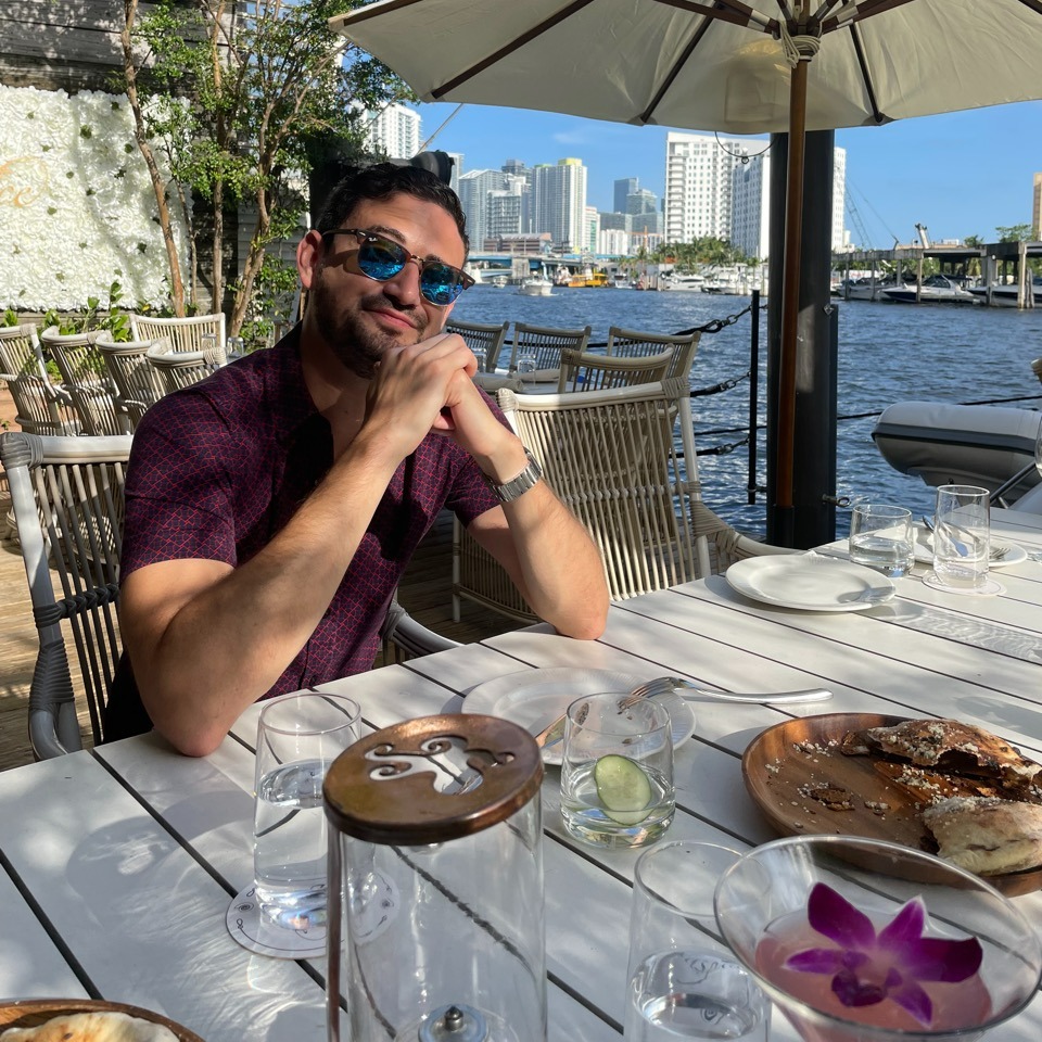 Brian Robles | Fora Travel