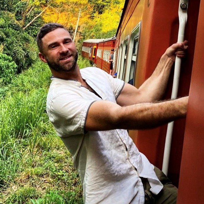 Jason Ricci | Fora Travel