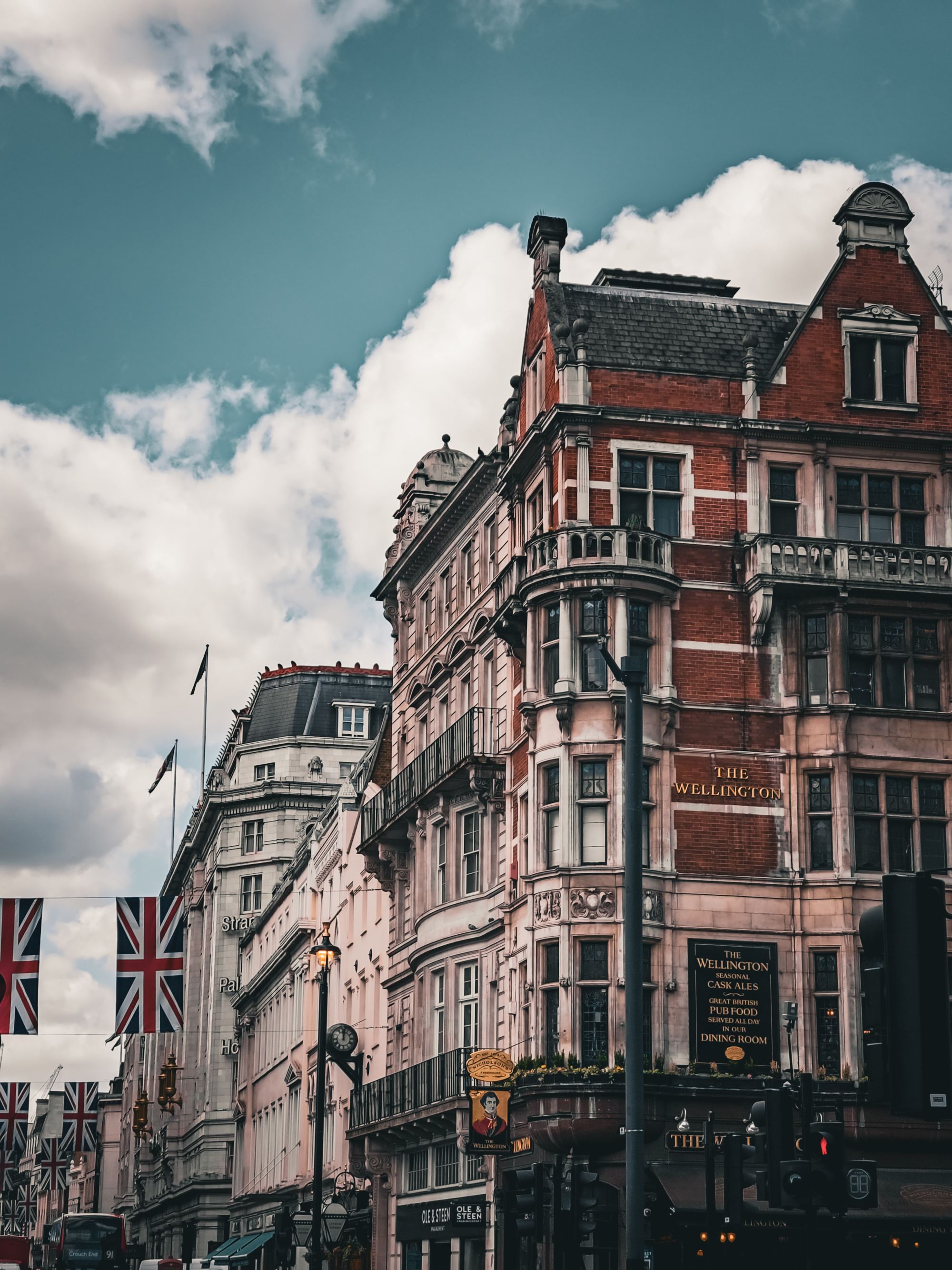 5-Day Girls Trip to London