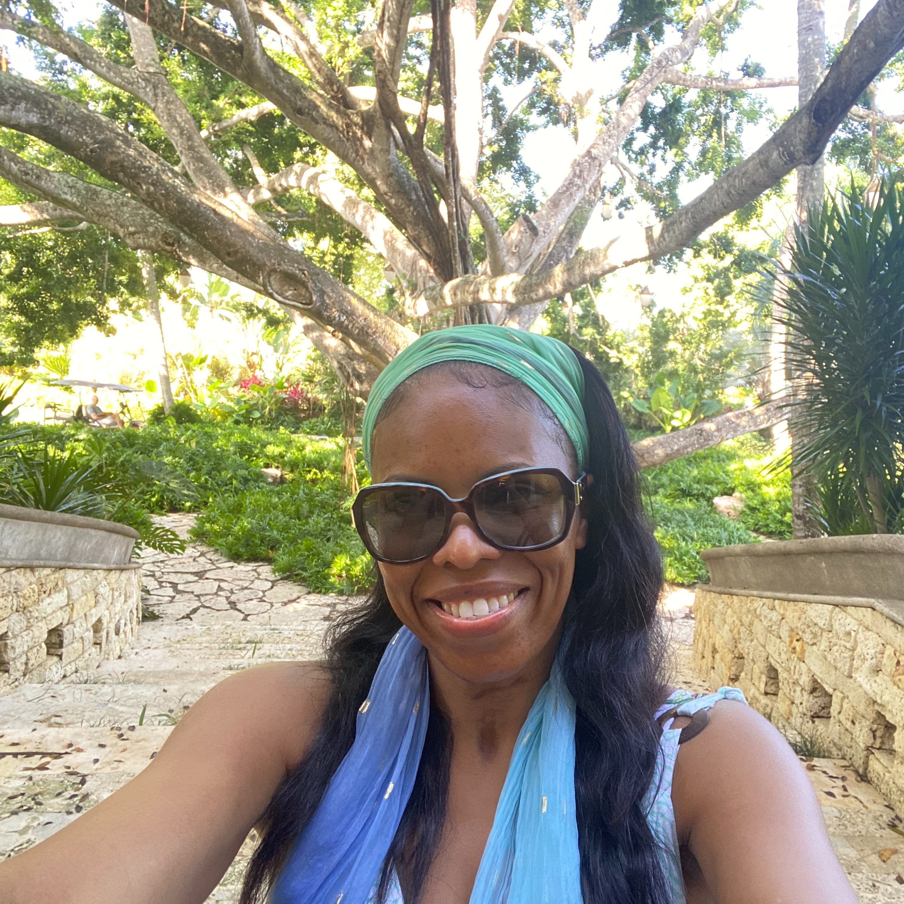 Shayna Scott | Fora Travel