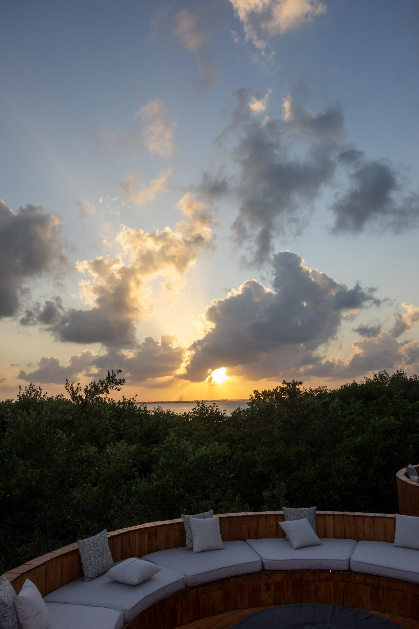 A Girls Trip at Newly Opened Hyatt Vivid Grand Island Cancun, Mexico