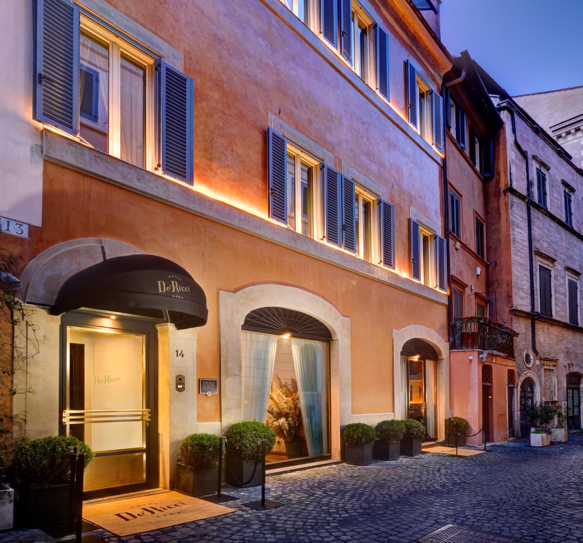 Hotel De' Ricci: Benefits, FAQs & More