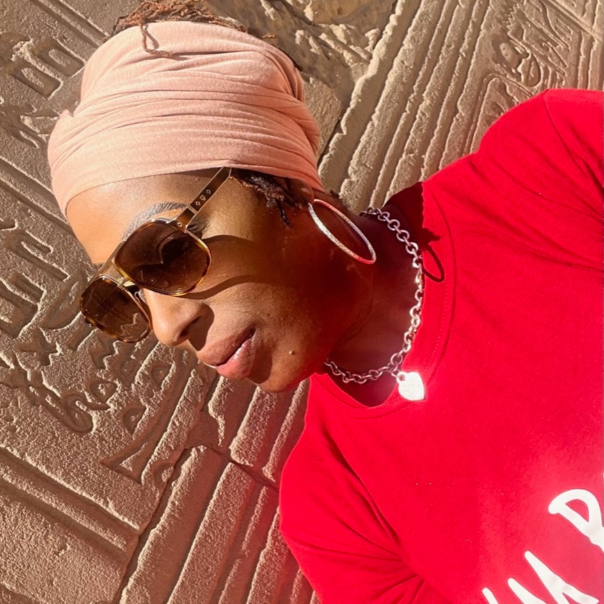 Angela Mathis | Fora Travel