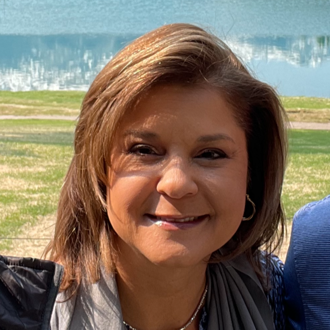 Elizabeth Karpati | Fora Travel