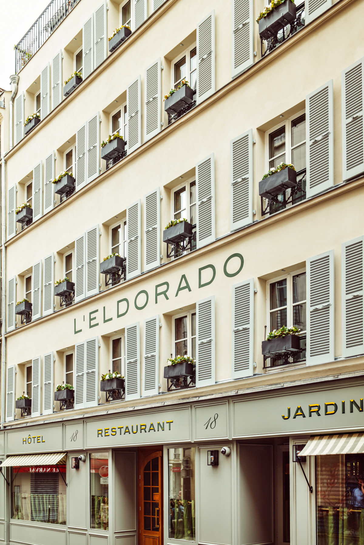 Hôtel L’Eldorado Paris: Benefits, FAQs & More