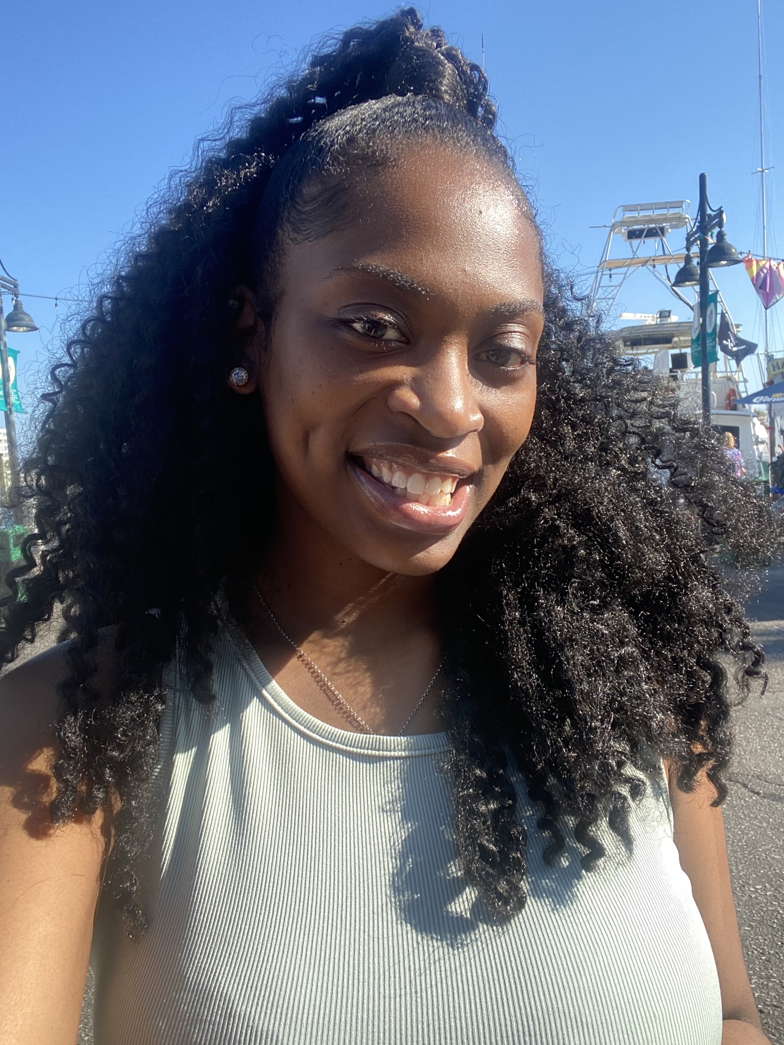 Shyonna Williams | Fora Travel