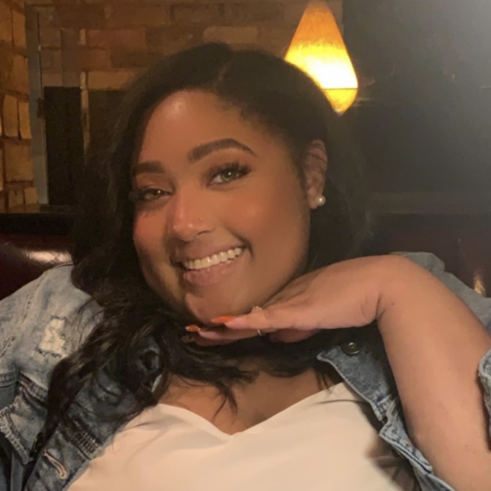 Amber Ferrell | Fora Travel