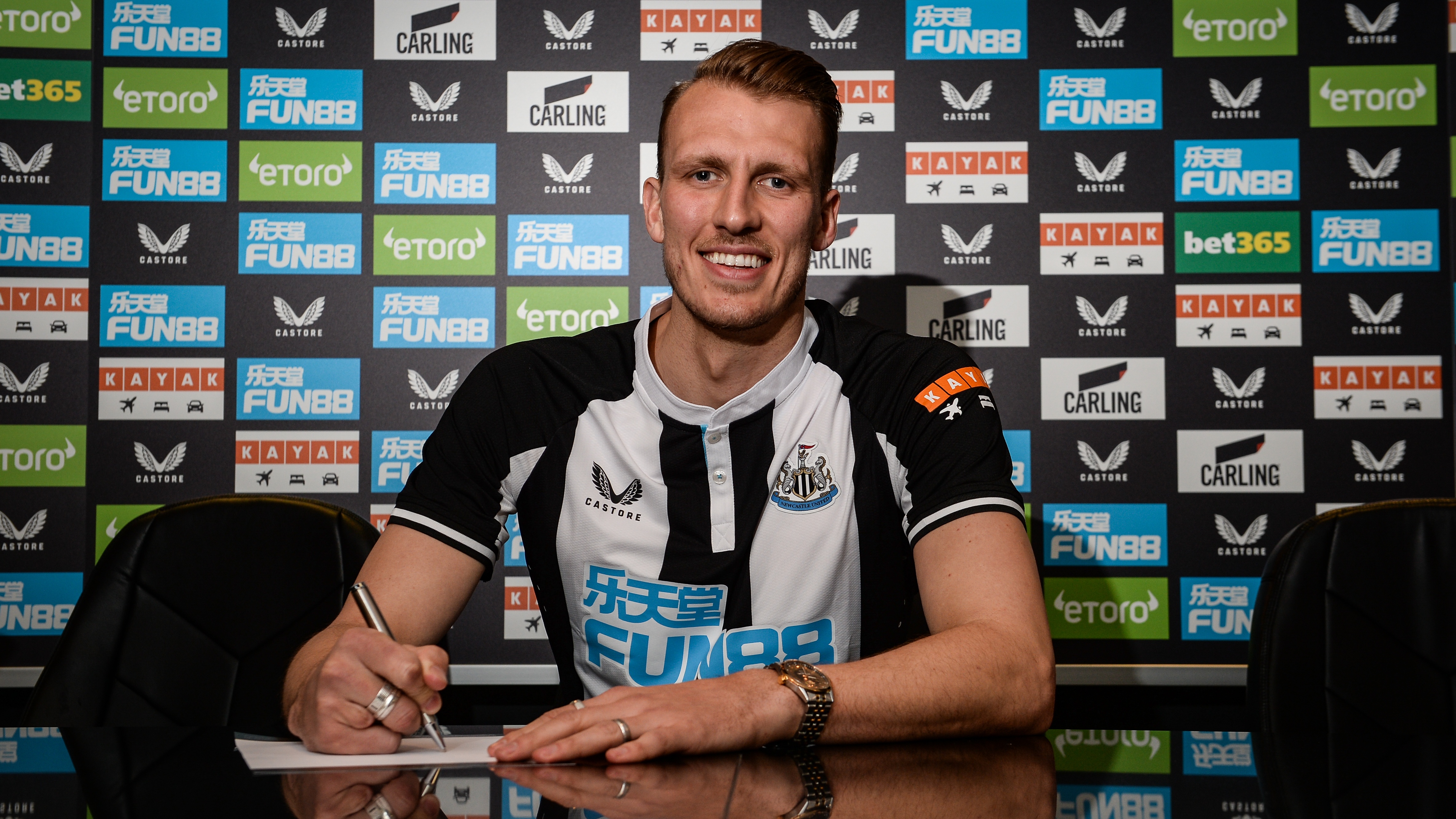 Newcastle United sign Dan Burn - Newcastle United