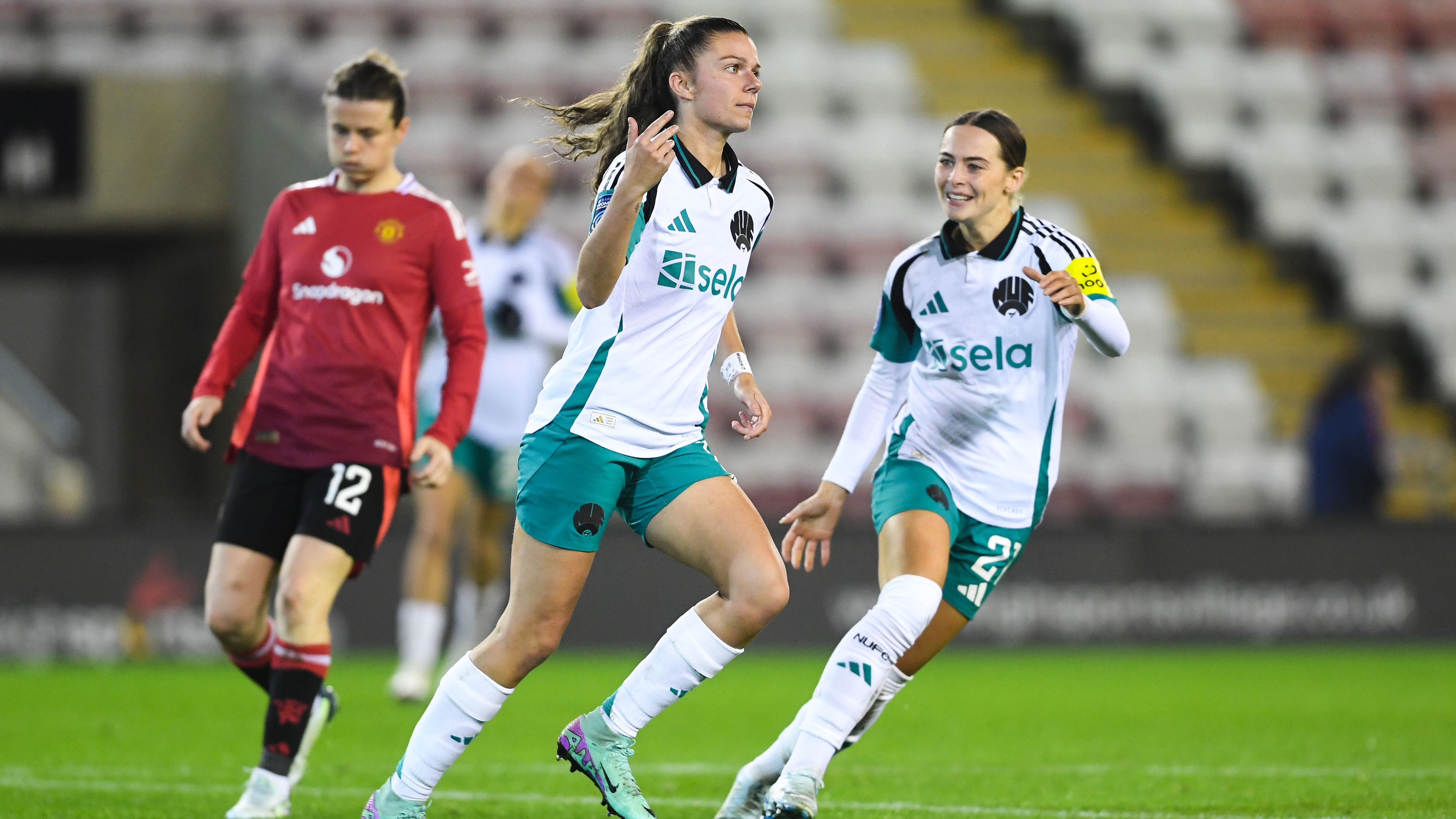 Manchester United Women 5 Newcastle United Women 3 - Newcastle United