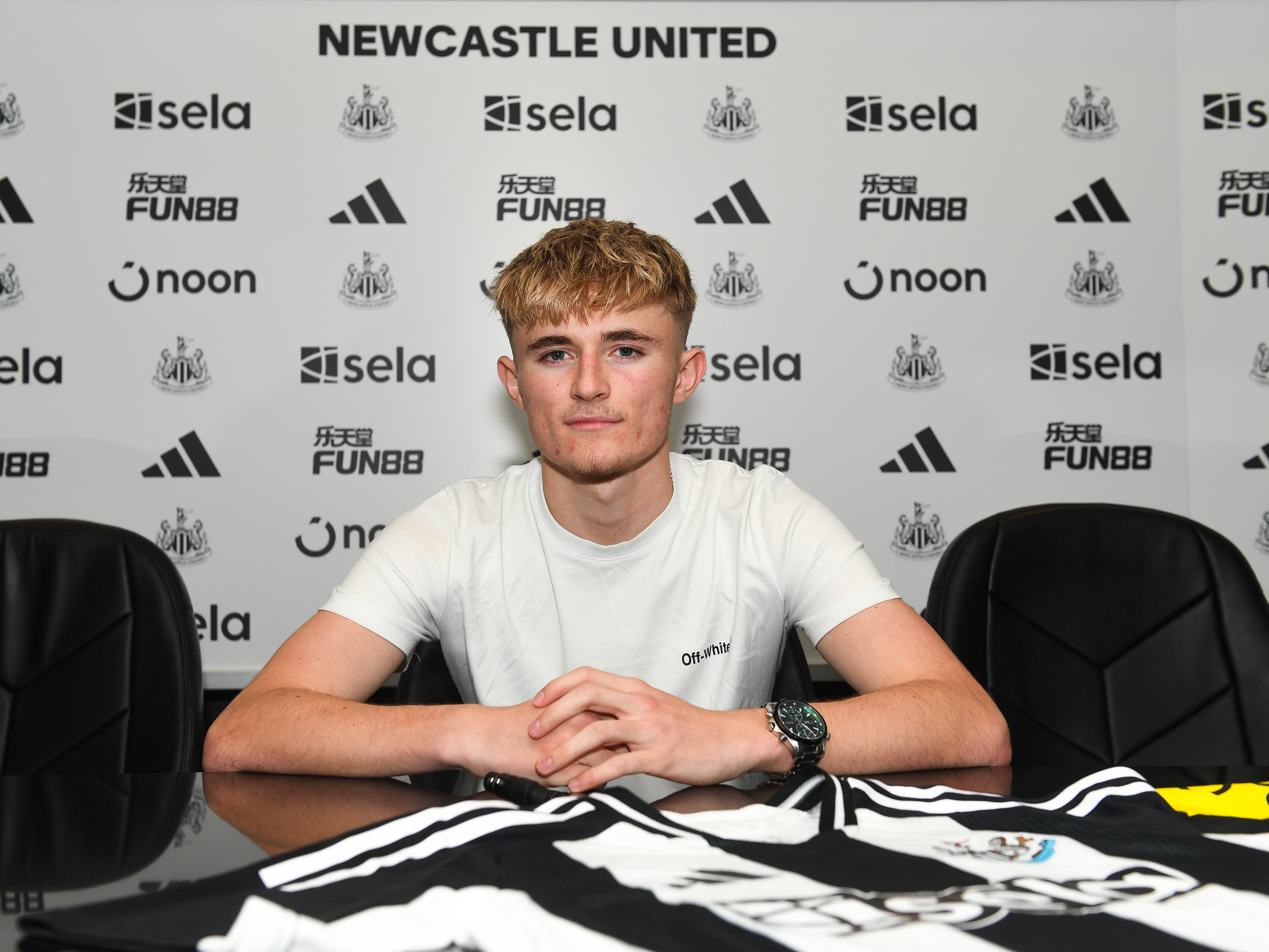 Newcastle United sign Irish winger Kyle Fitzgerald - Newcastle United