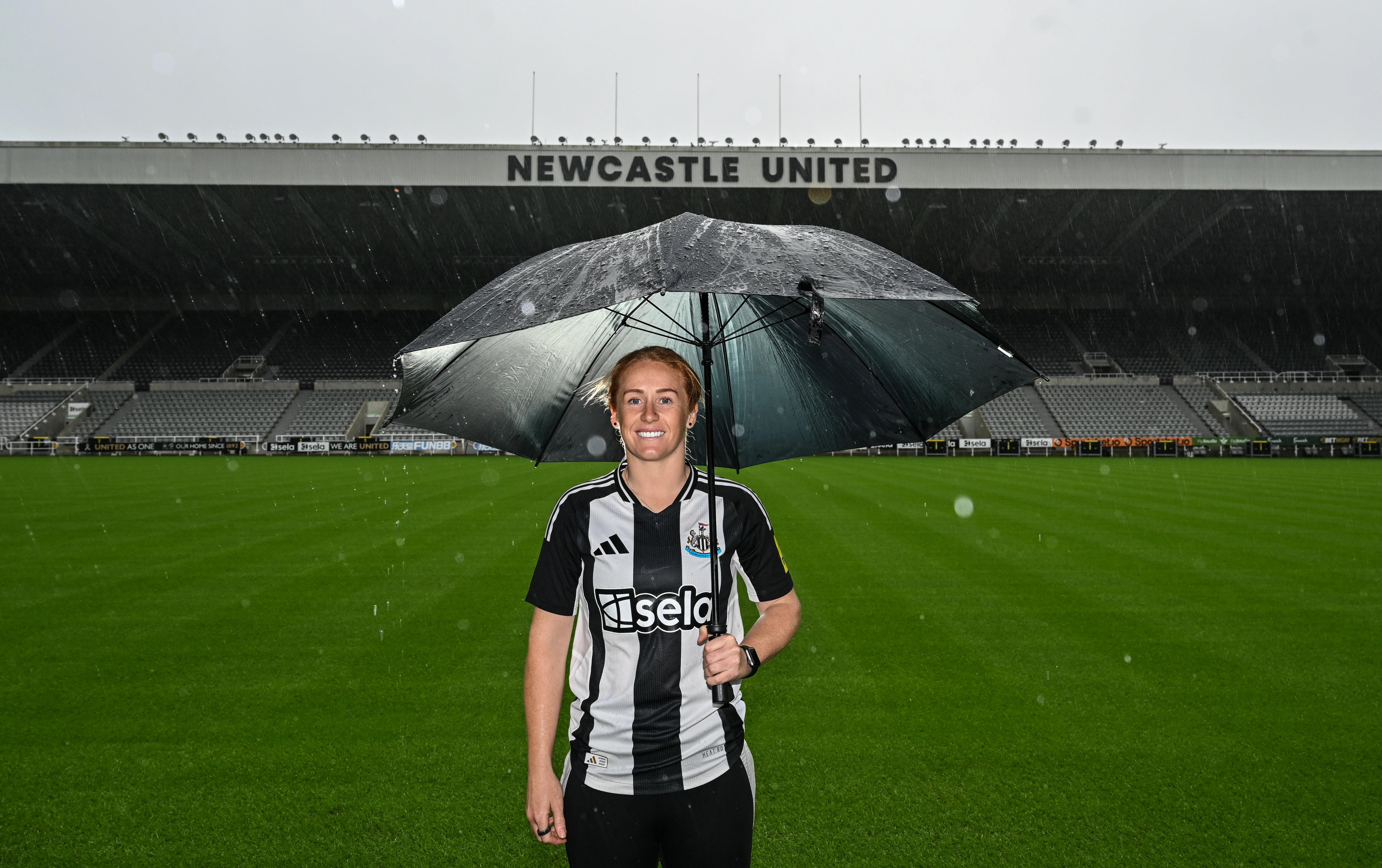 In pictures: Rachel returns to United - Newcastle United