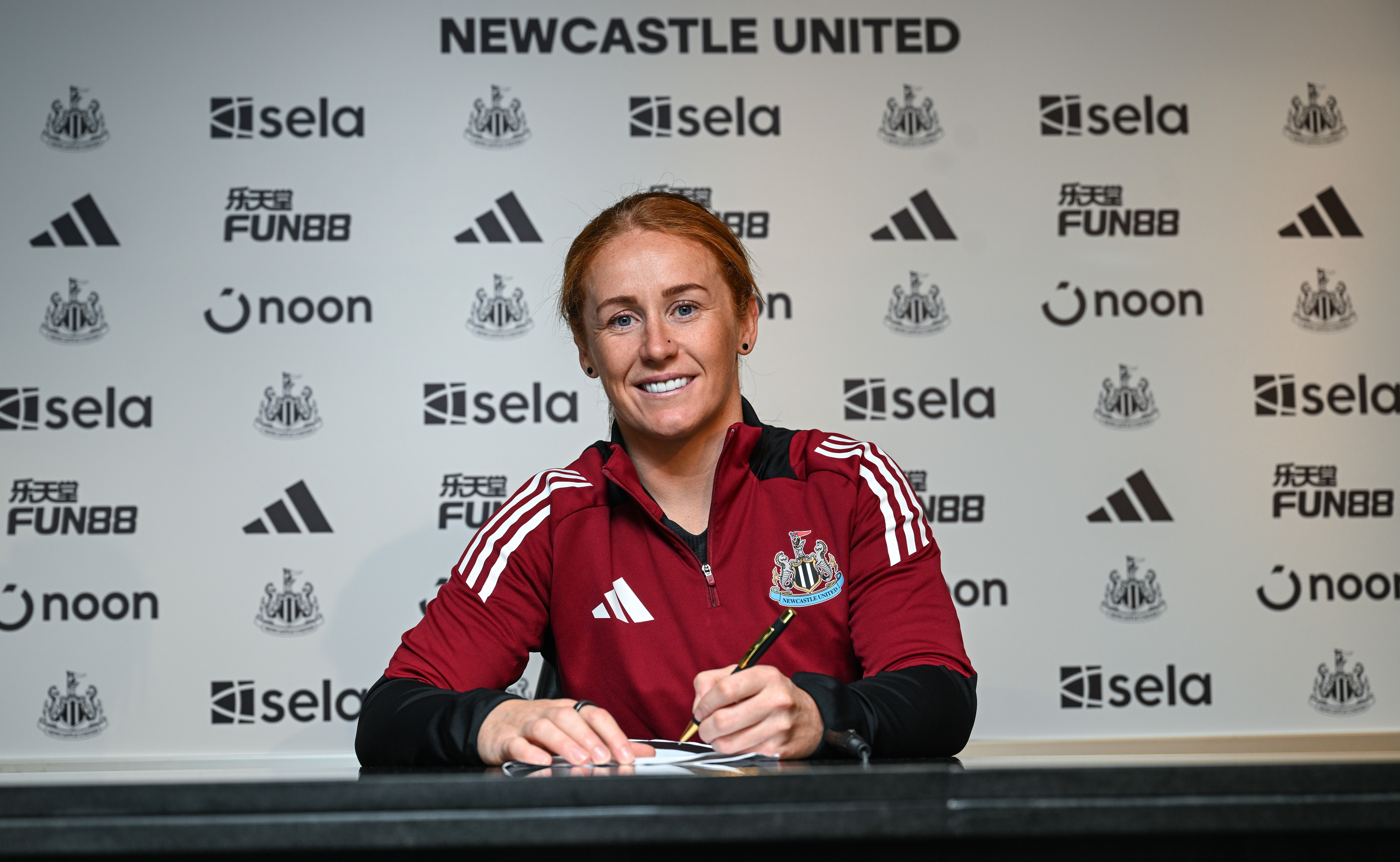 In pictures: Rachel returns to United - Newcastle United
