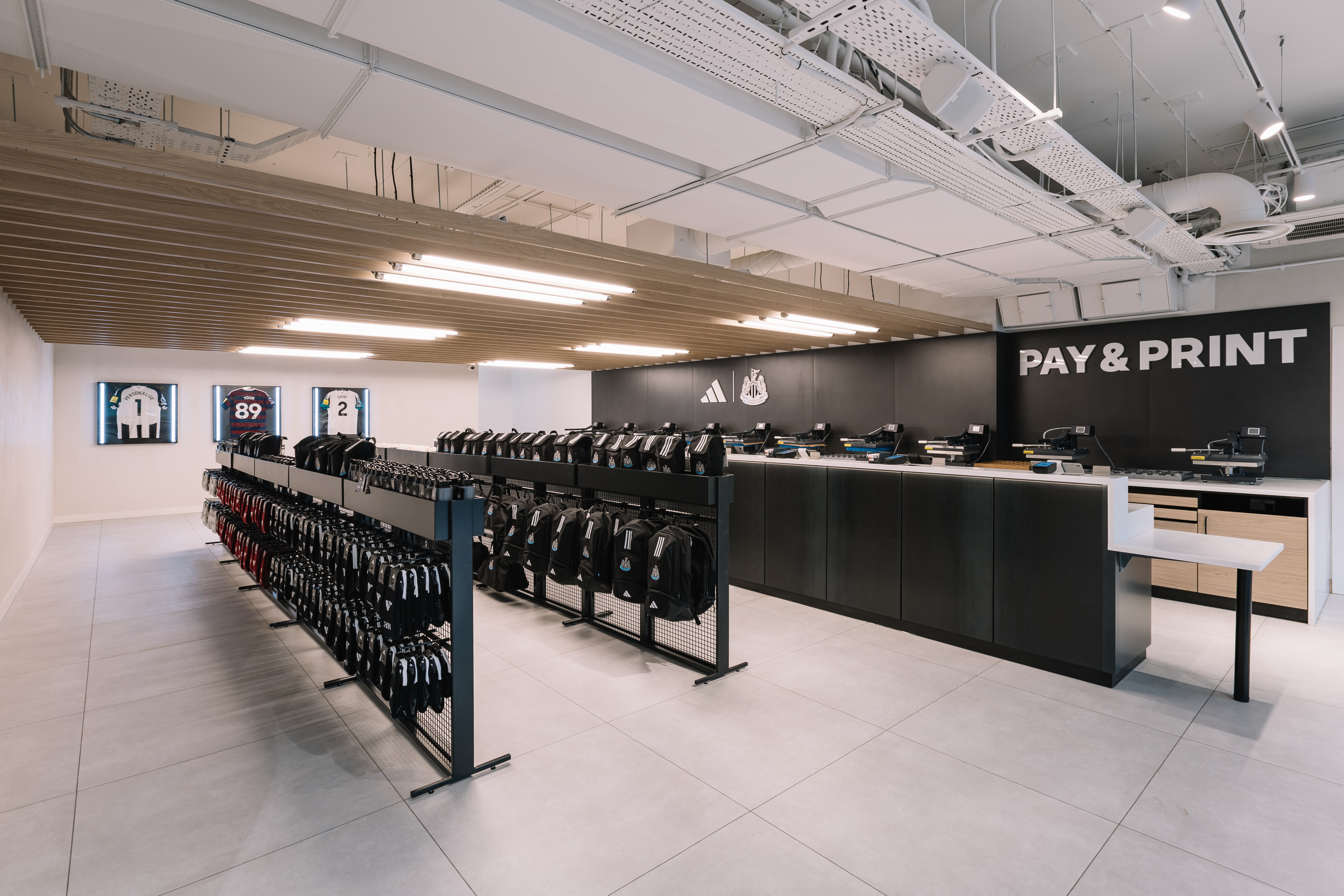 Newcastle United Official Club Store - Newcastle United