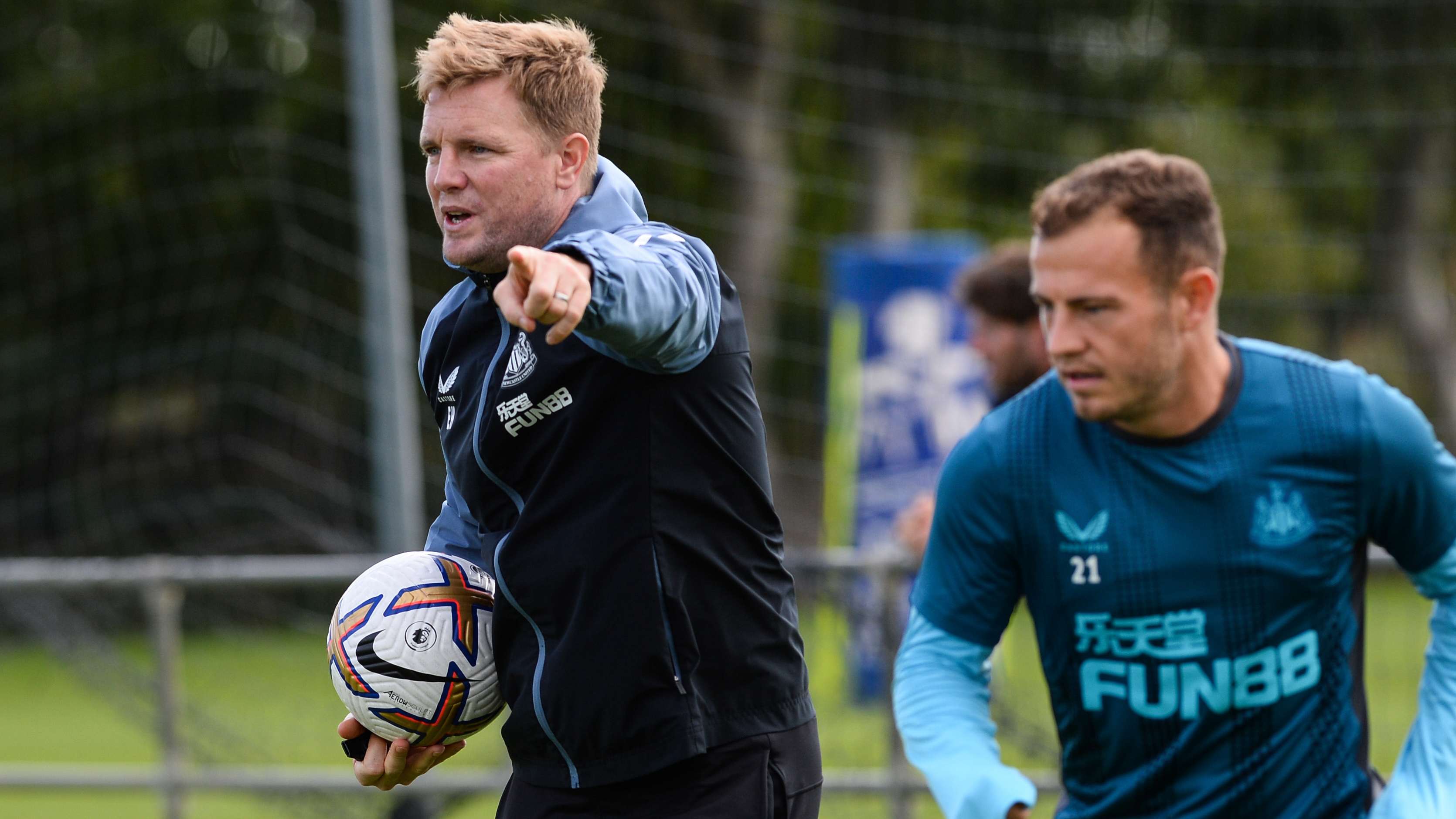 Howe: "It will be a special game" - Newcastle United