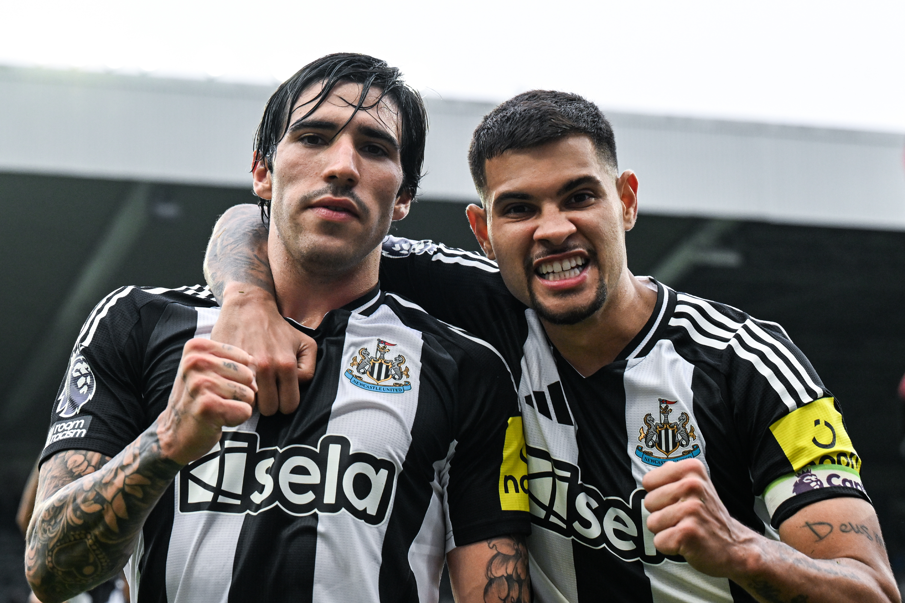 Introducing Sean Neave - the teenage forward in the squad for Monday ...