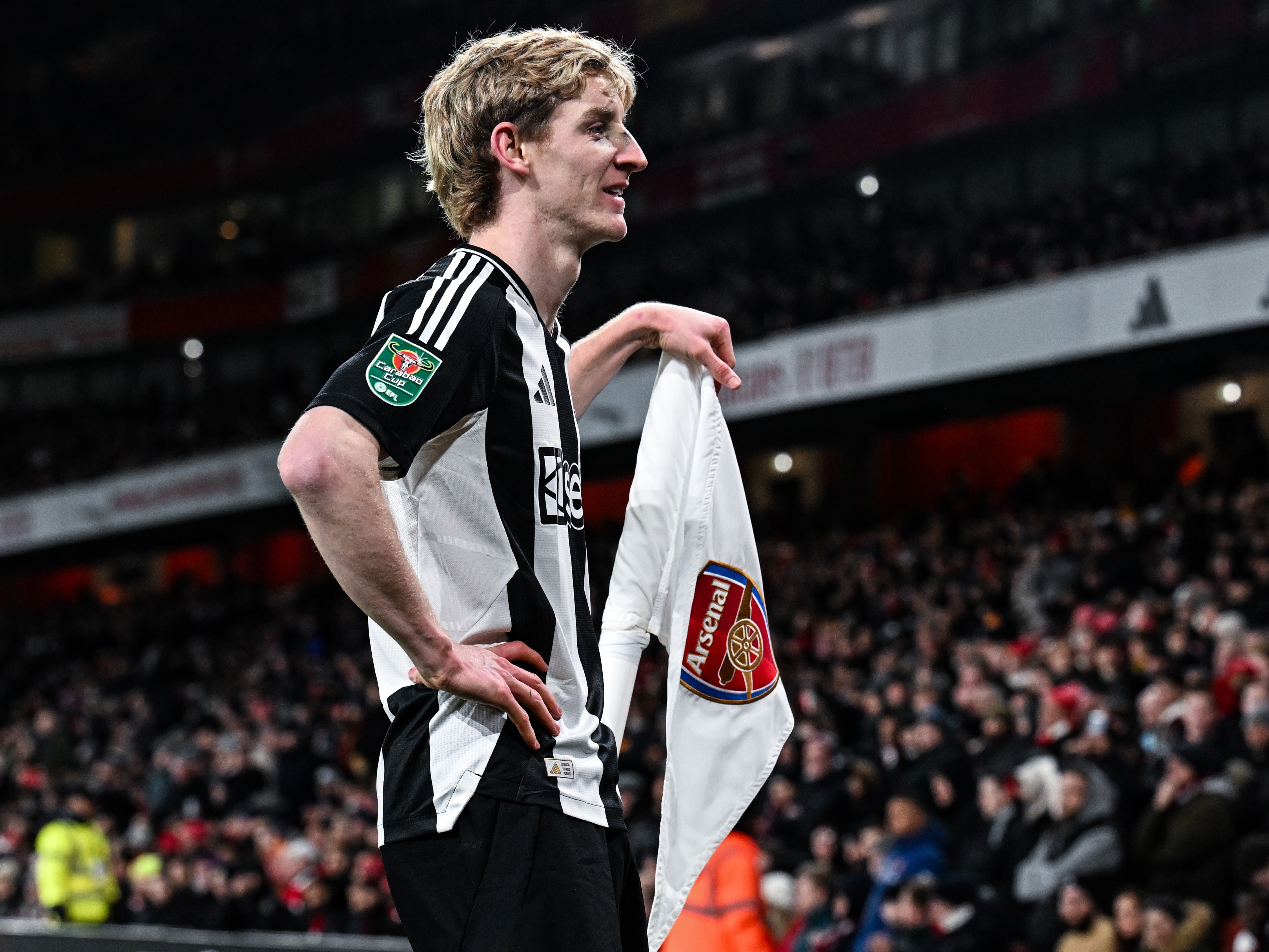 Introducing Sean Neave - the teenage forward in the squad for Monday ...