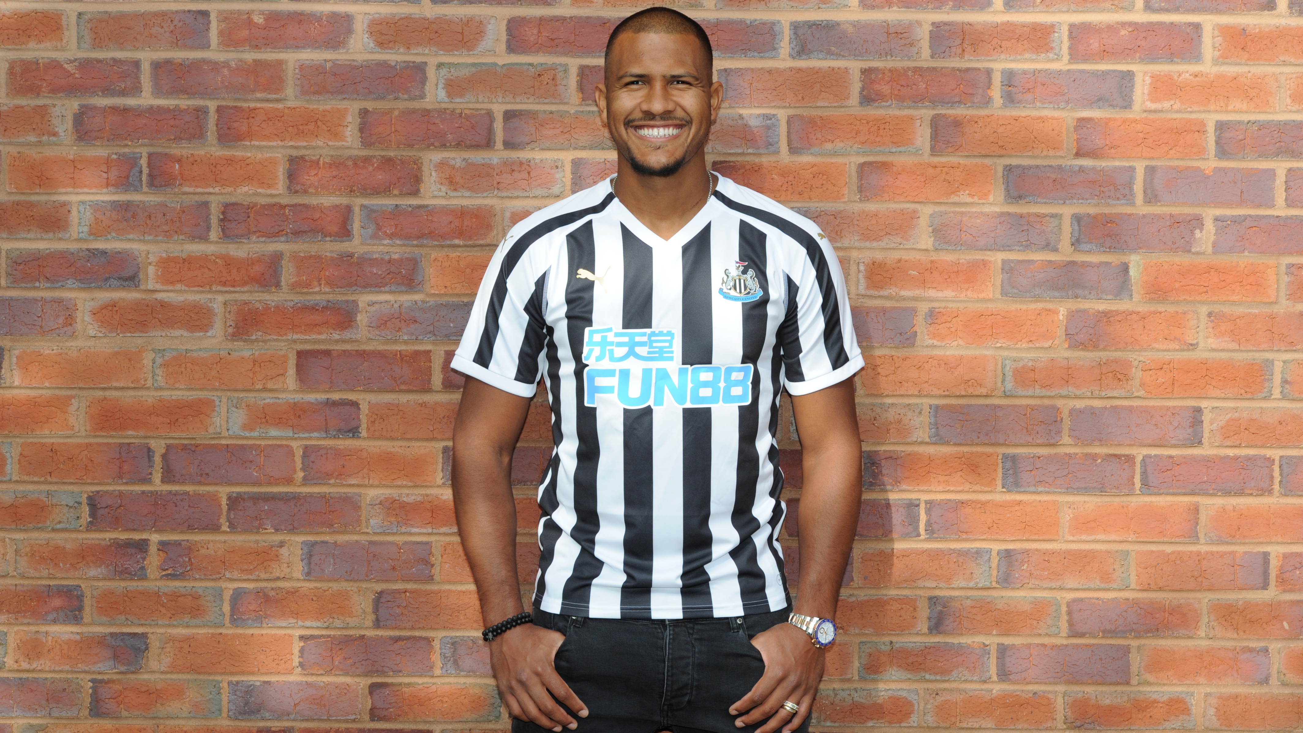 Rondón out to make history with the Magpies - Newcastle United