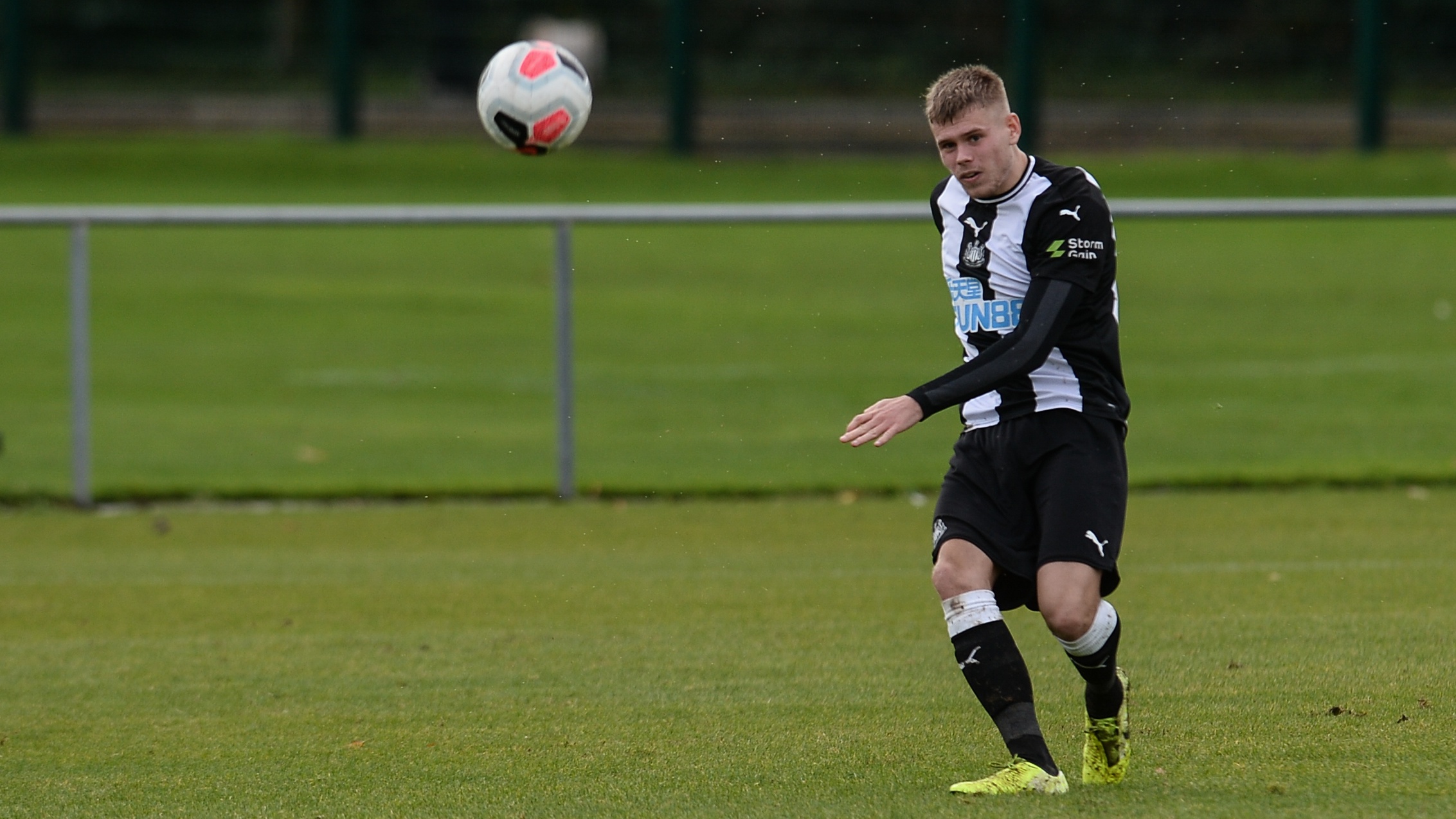 Cass aiming for Leasing.com Trophy victory - Newcastle United