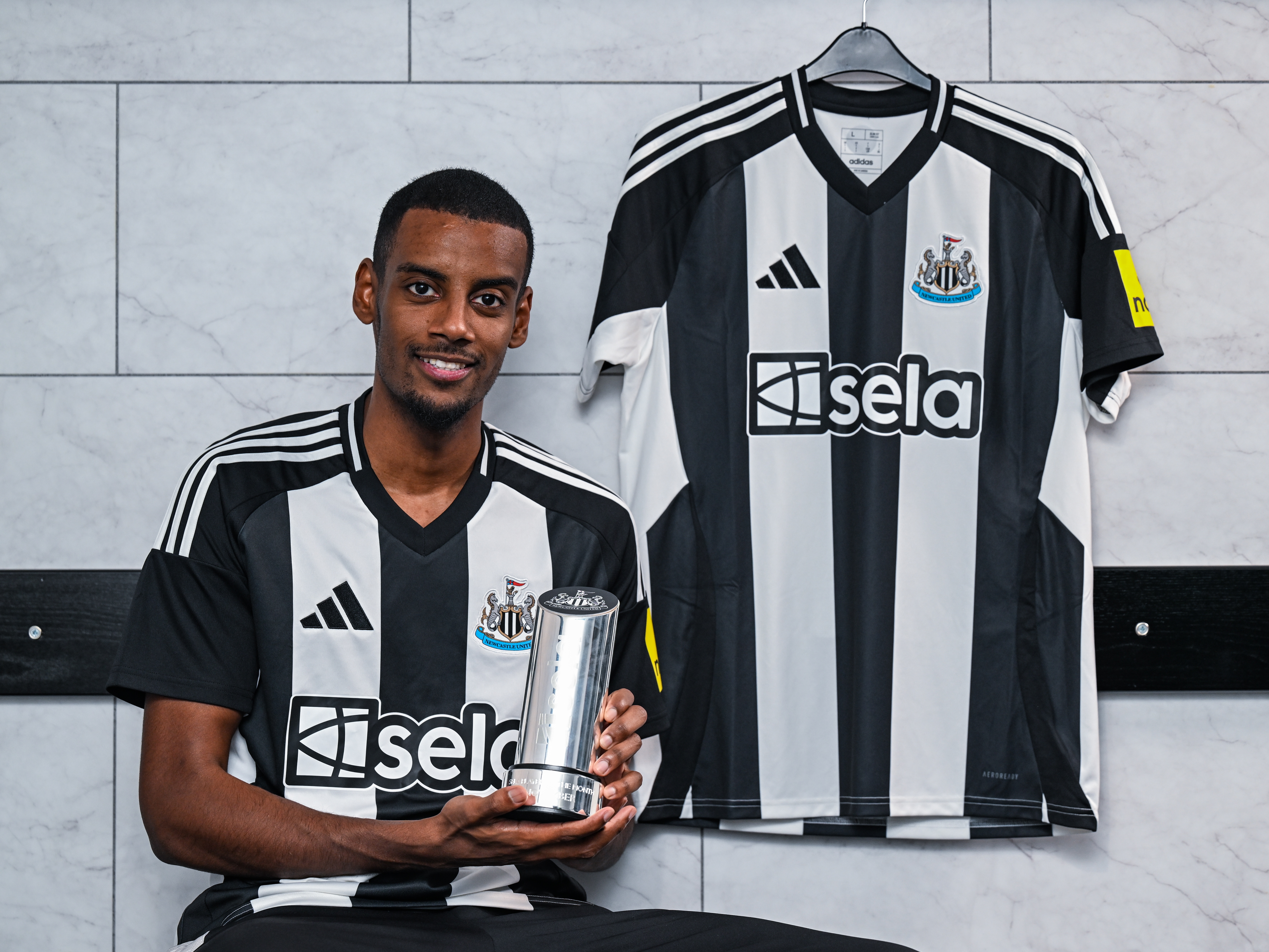 Alexander Isak named men's Sela Player of the Month for November ...