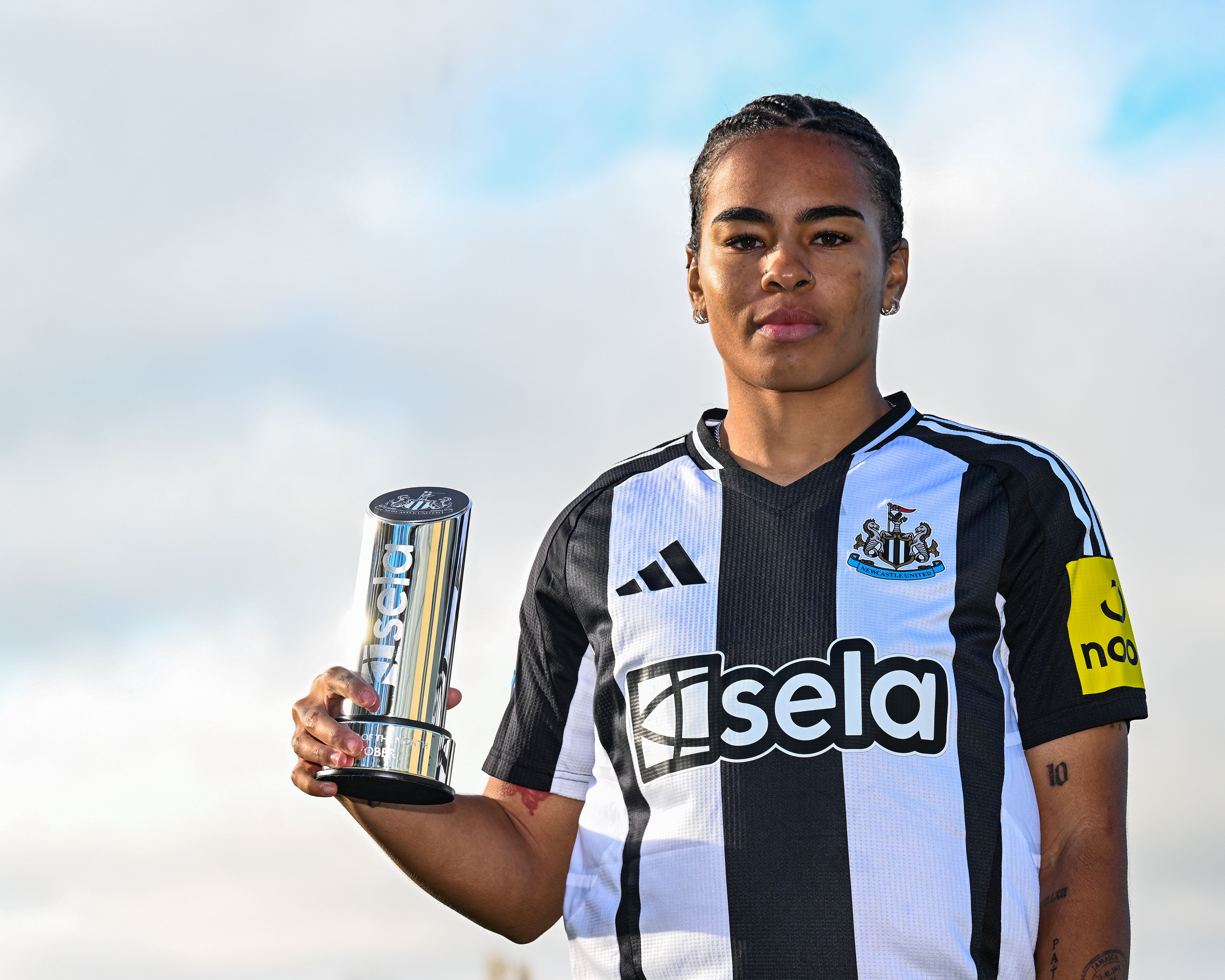 Shania Hayles receives women's Sela Player of the Month award for ...