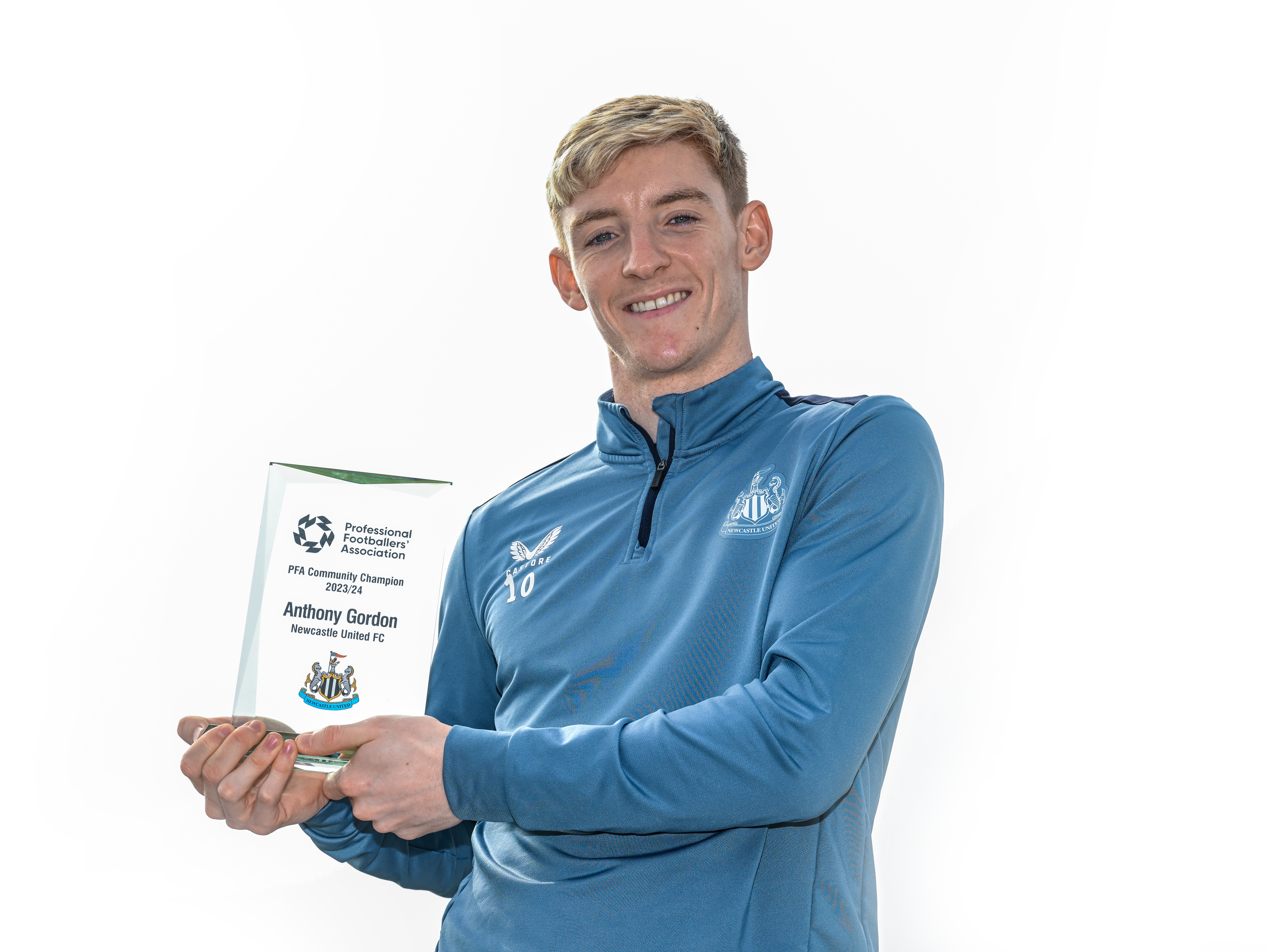 Anthony Gordon named PFA Community Champion for Newcastle United ...