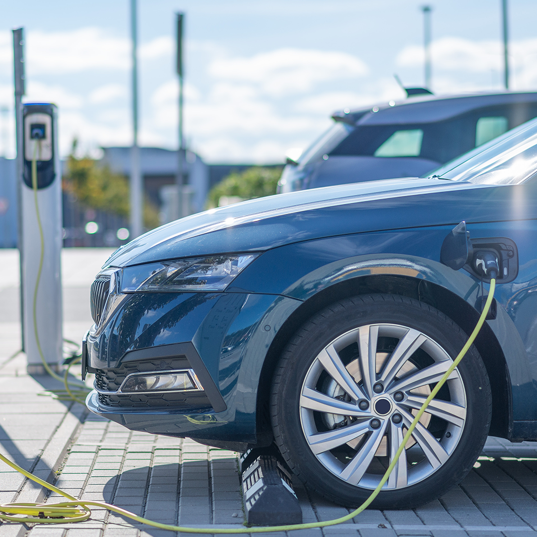 Fleet Electrification | Save Costs and Stay Compliant