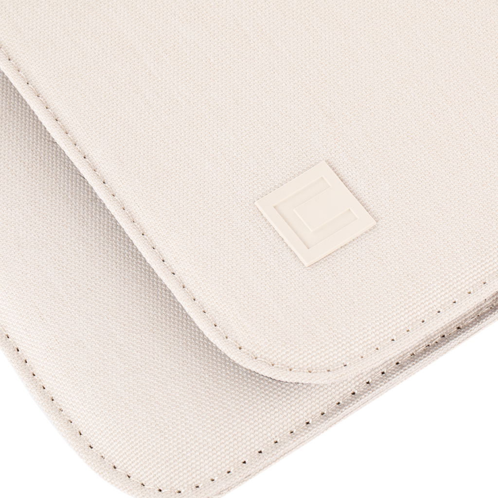 [U] by UAG Mouve 16" Sleeve Computer Laptop Sleeve Carrying Case