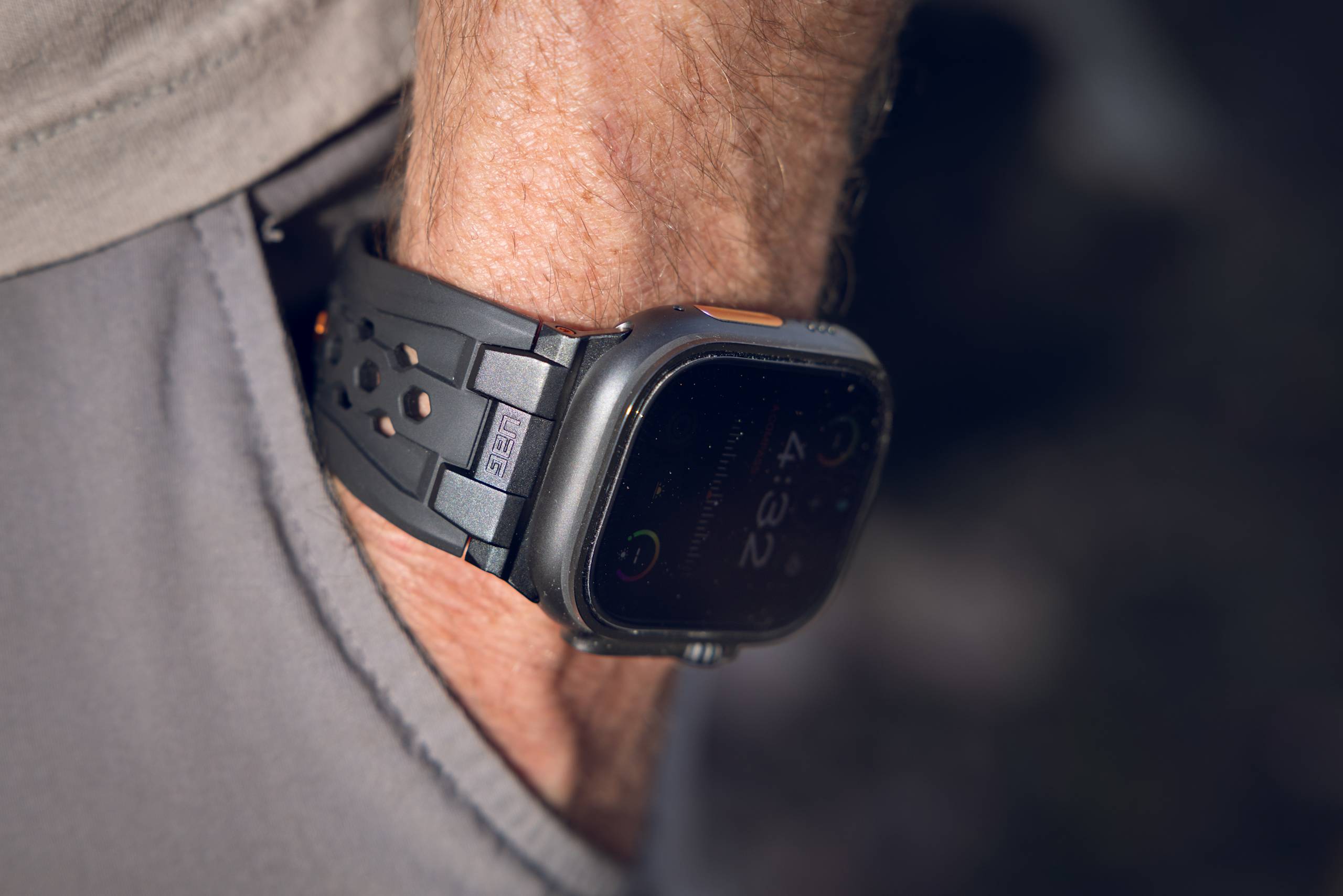 Protective Apple Watch Cases & Bands