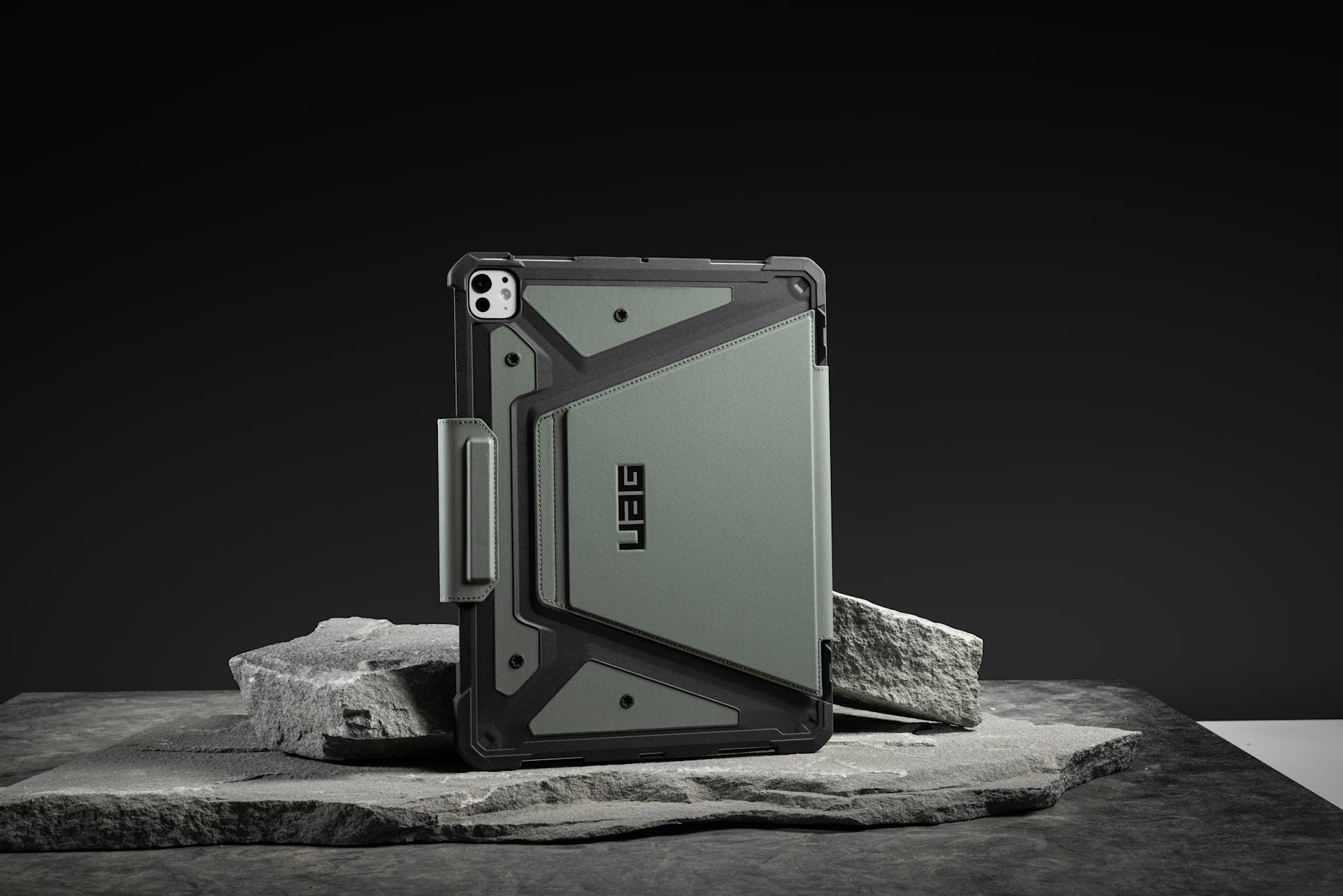 iPad Pro 13" (M4, 7th Gen, 2024) | Urban Armor Gear