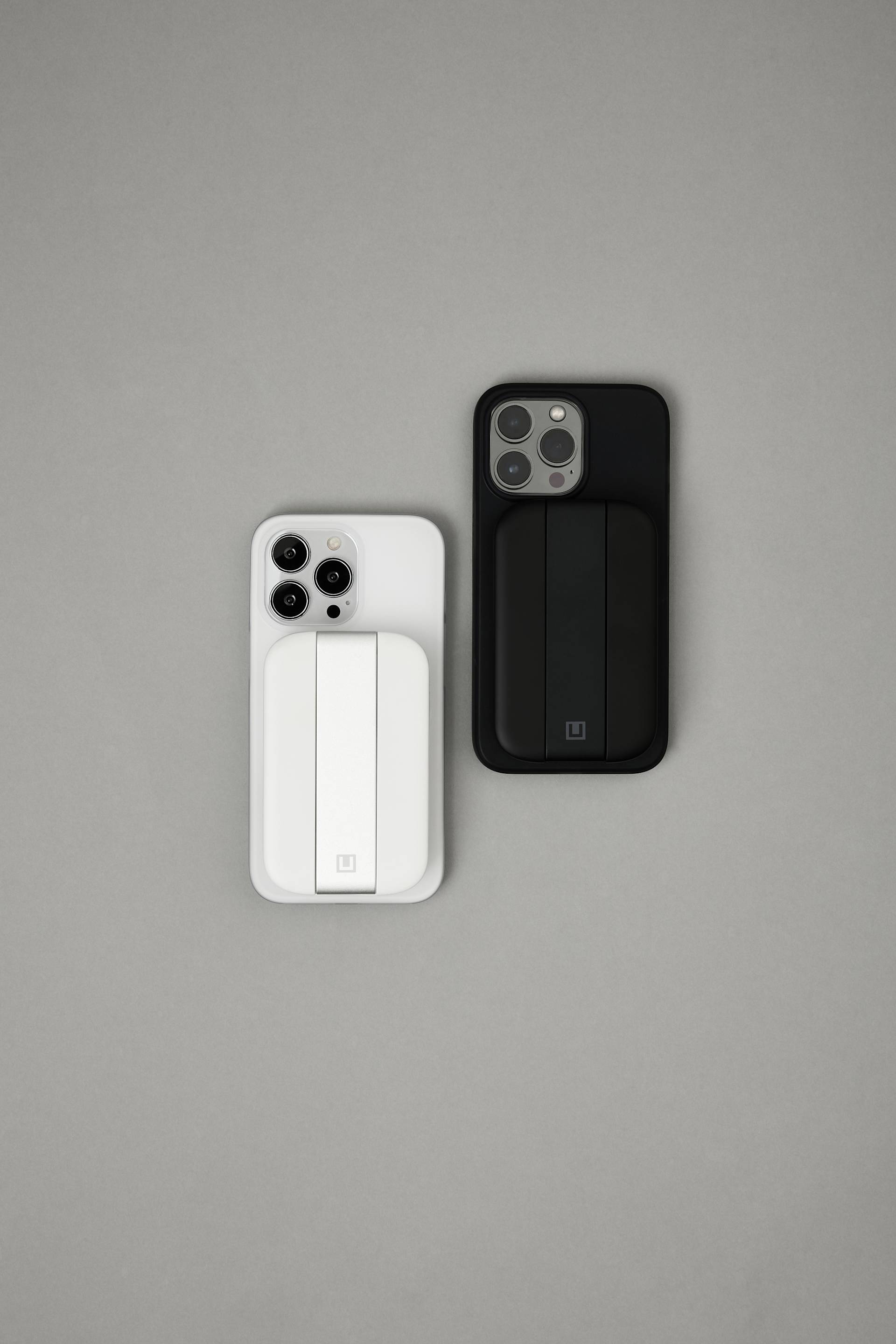 U by UAG Lucent Power Battery with Kickstand Portable Wireless Charger