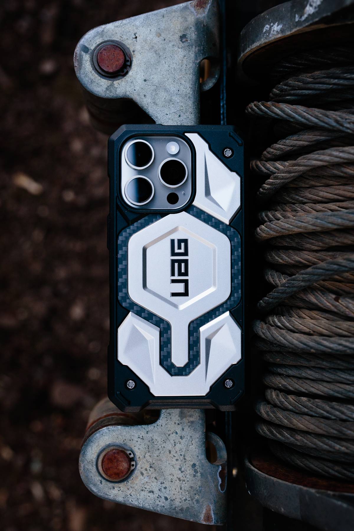 UAG Monarch Pro For MagSafe iPhone 16 Pro Case