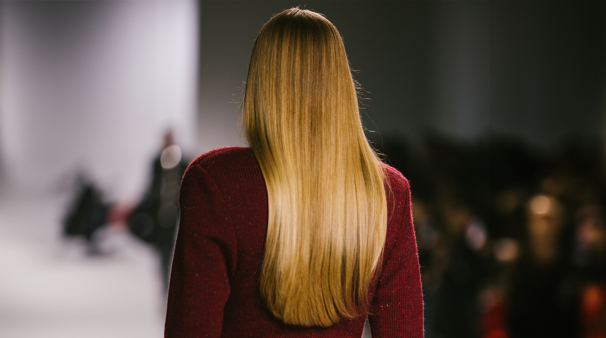 Krullend Haar Rechte Pony
