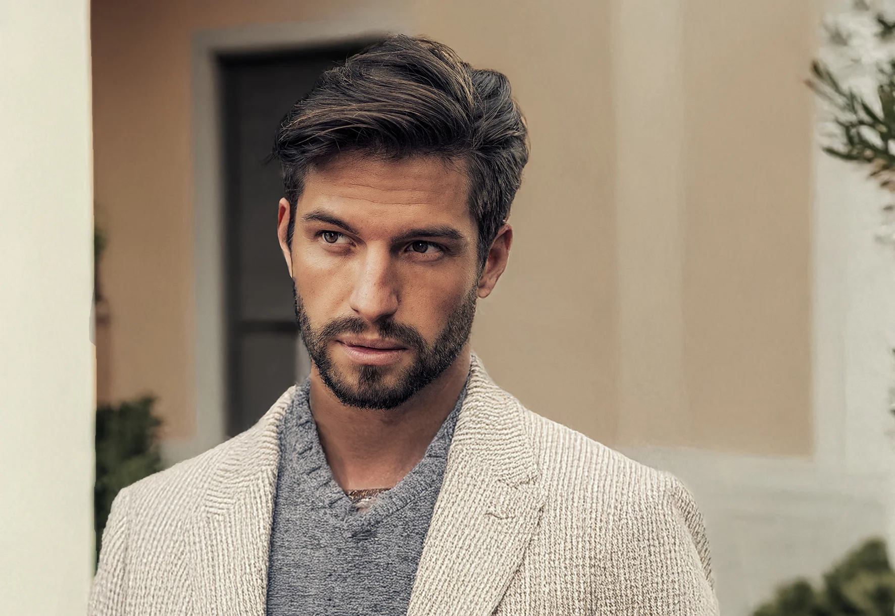 10 Coiffures Masculines tendances pour avoir de beaux cheveux