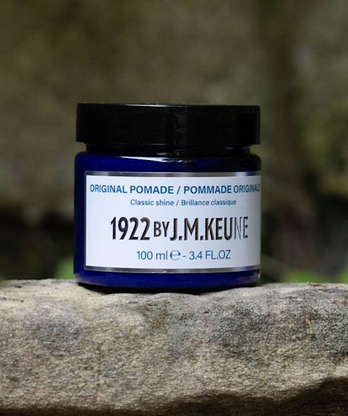 Learn about pomade from a professional hairstylist