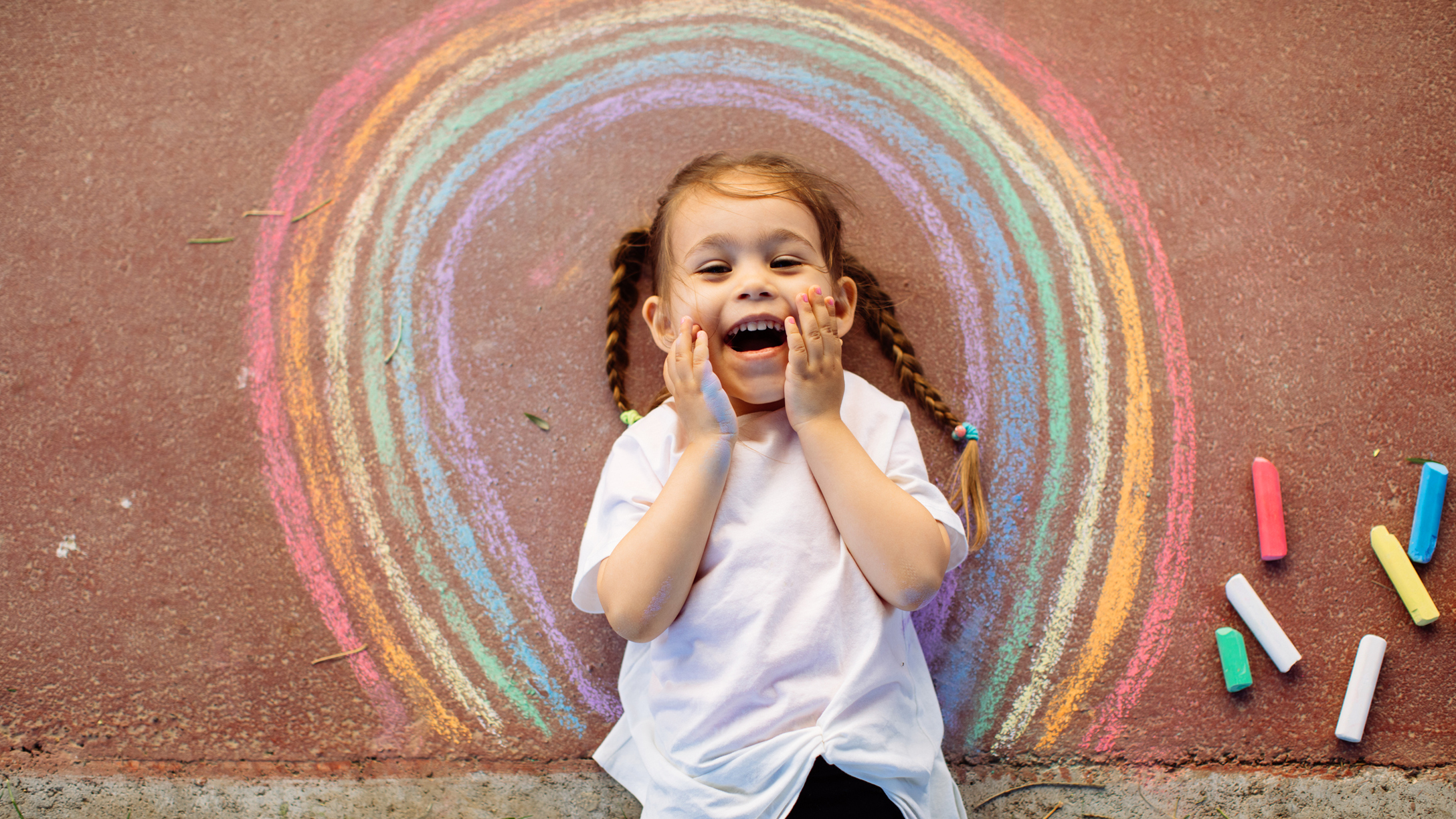 5 Crafts for Pride Month | Mom.com