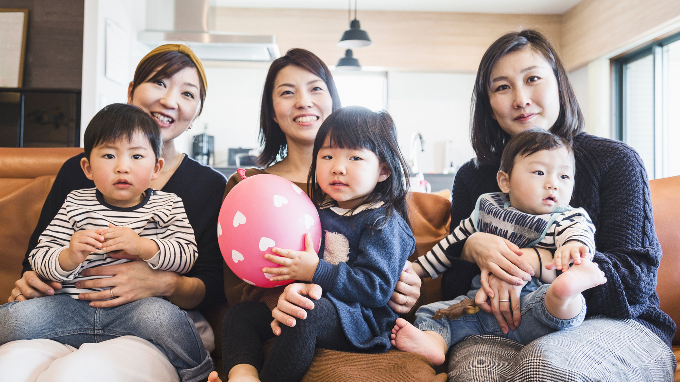 Do You Really Need a Mommy Group? | Mom.com