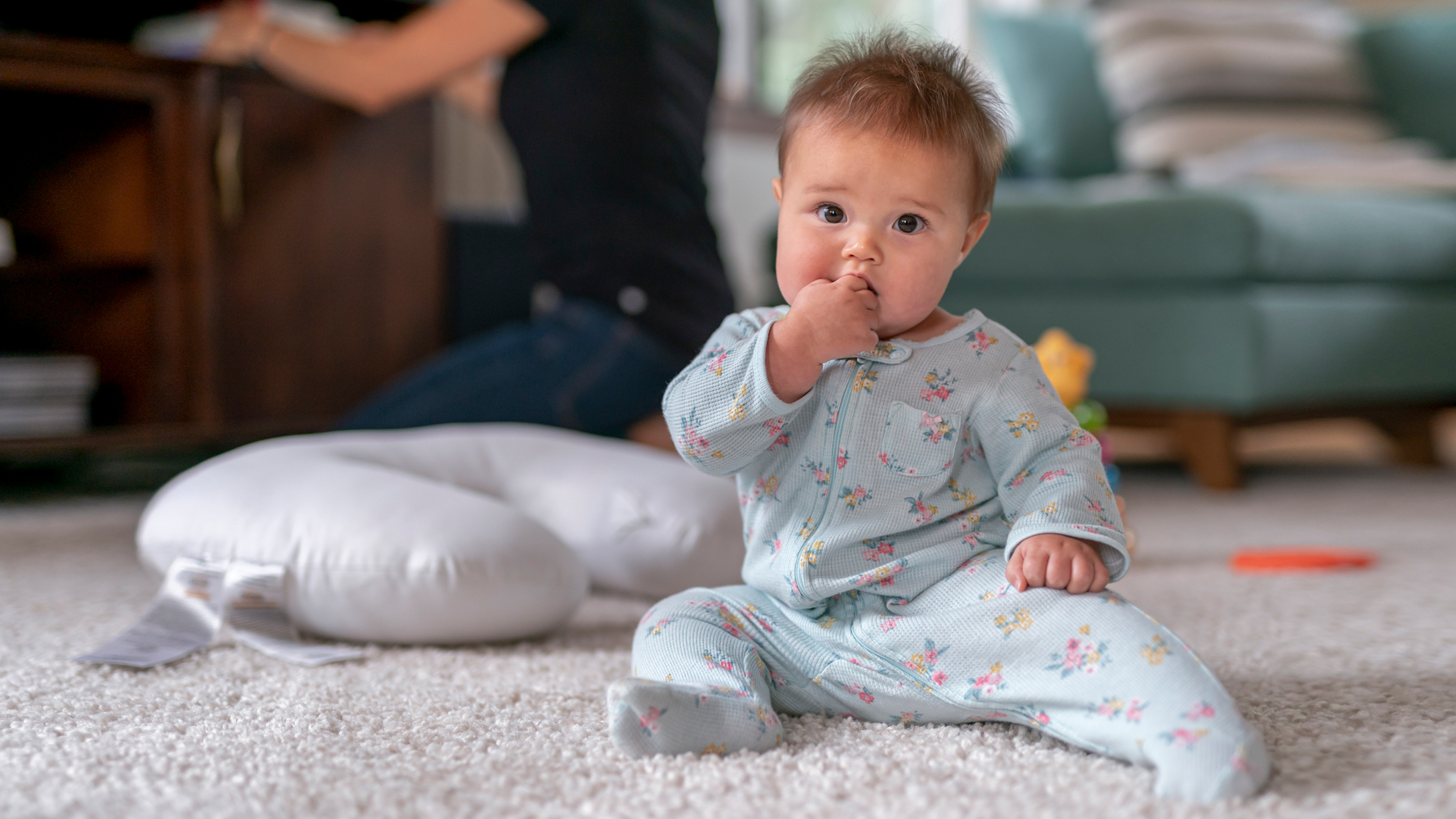 The Symptoms of Teething | Mom.com
