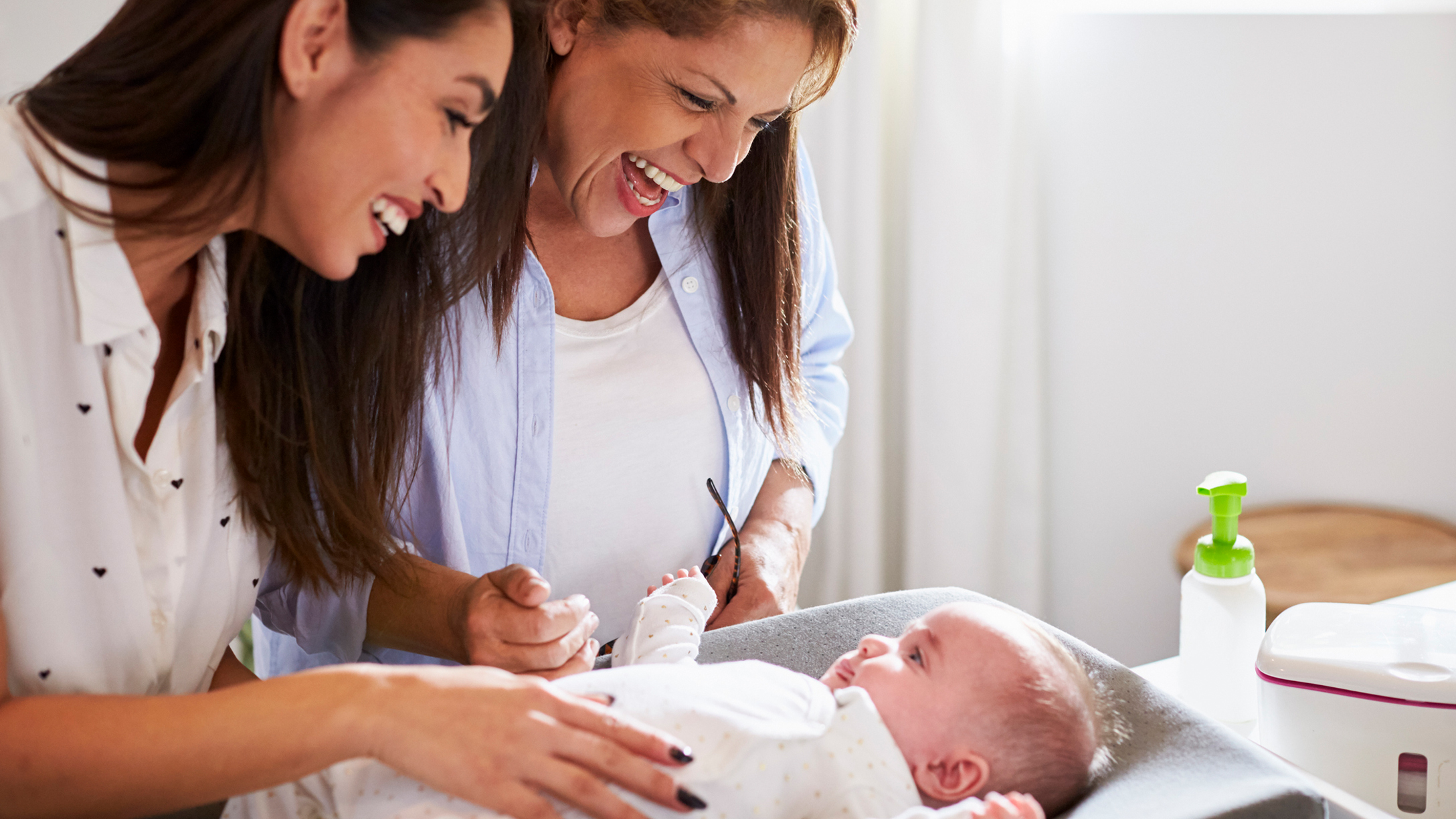 How to Ask for — and Get — the Help You Need in the 4th Trimester | Mom.com