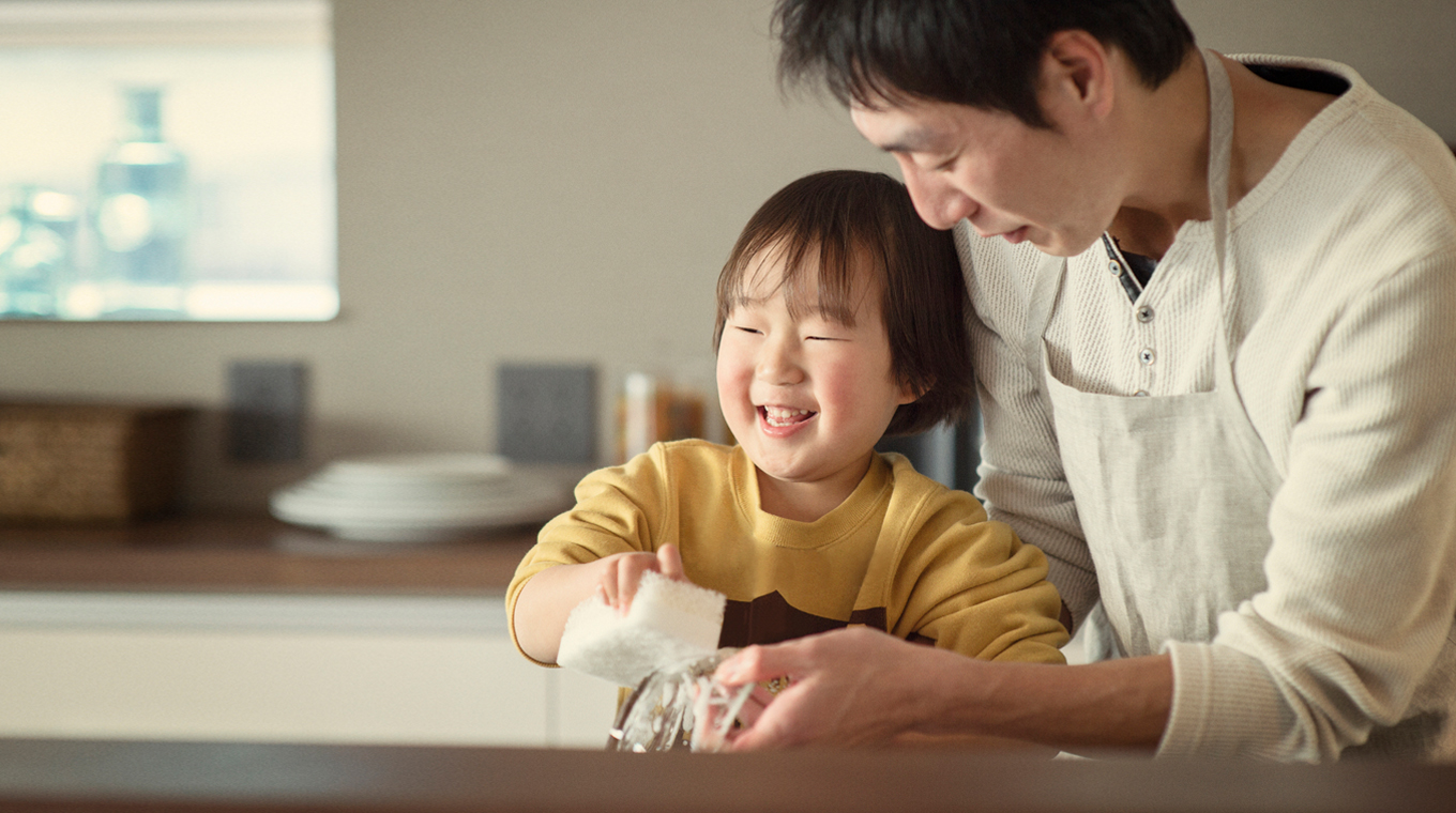 8 Things Your Kids Can Do To Help With Spring Cleaning | Mom.com