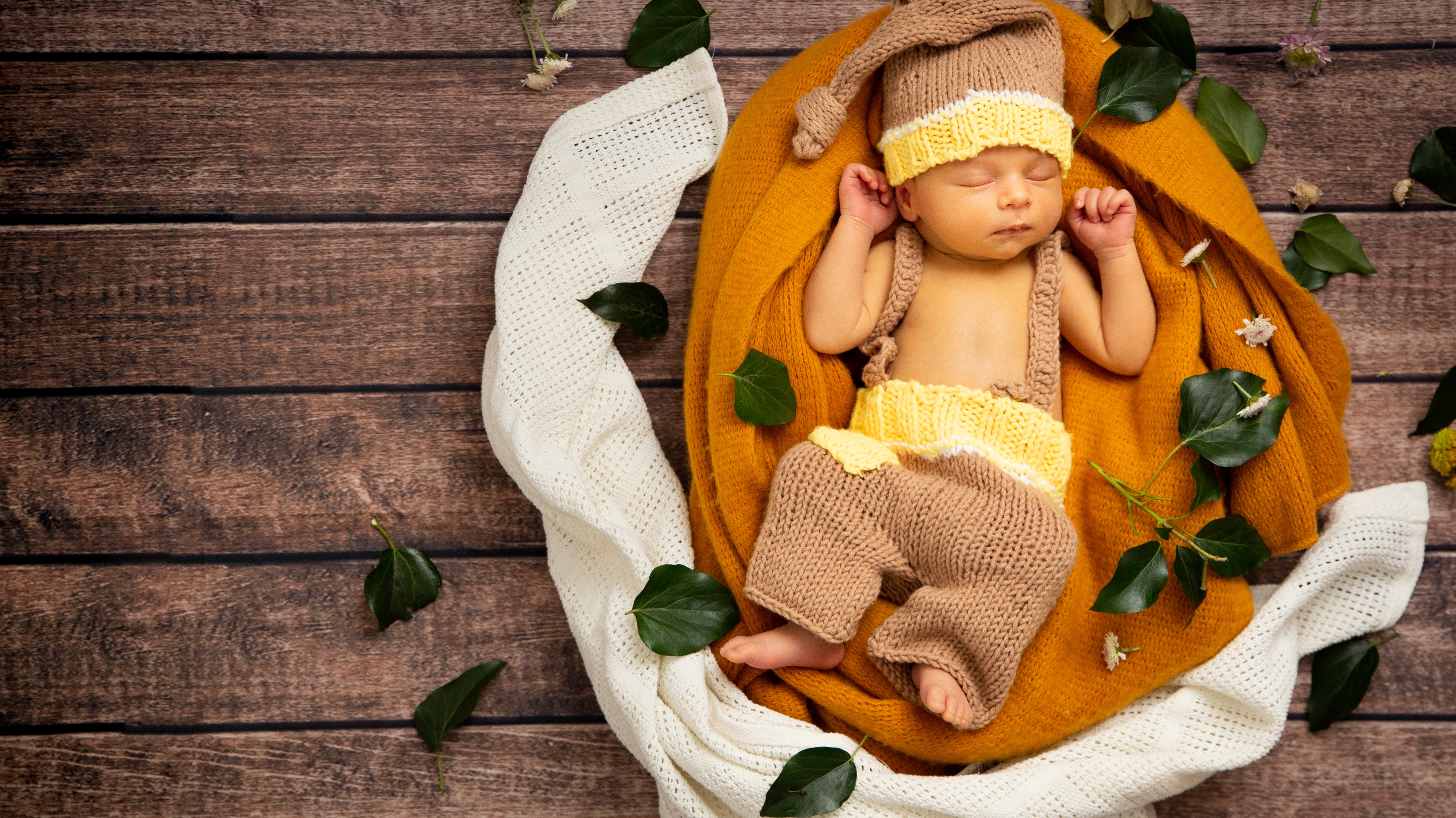 6 Cool Facts About Babies Born in November | Mom.com
