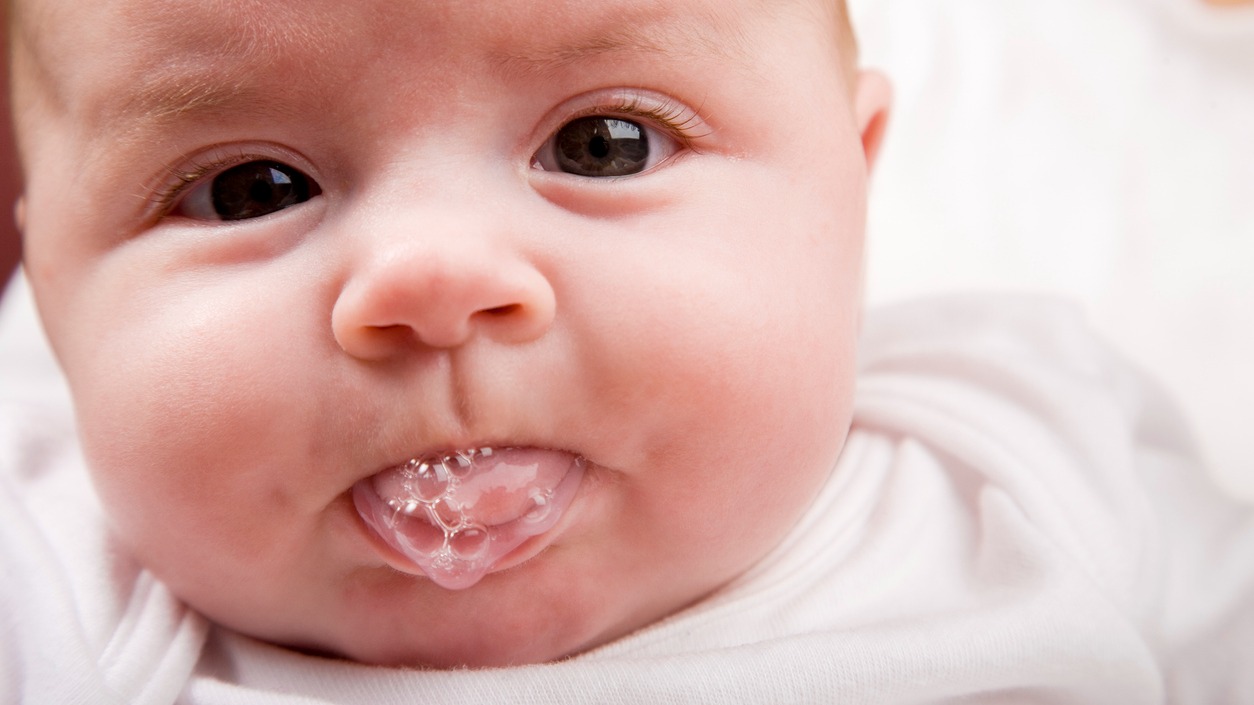 Do You Have a Drooly Baby? Here Are Some Tips for Dealing With Drool ...