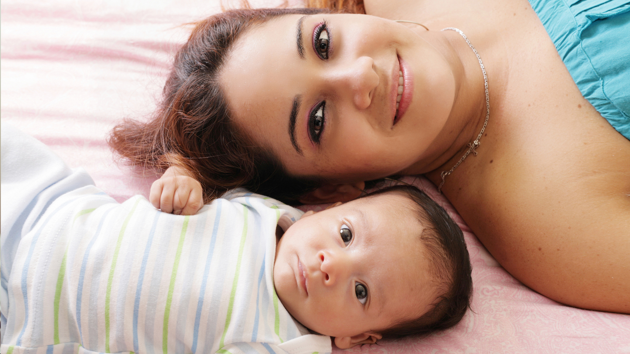 Best Ways to Interact With Your Baby During Their First Month | Mom.com