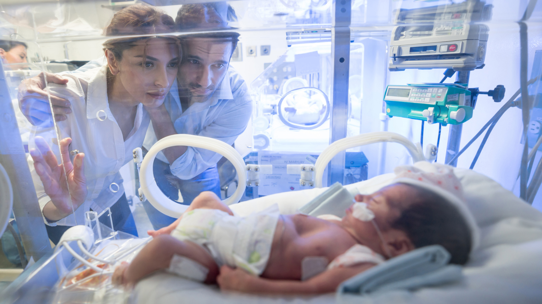 How to Help Parents of a Baby in the NICU | Mom.com