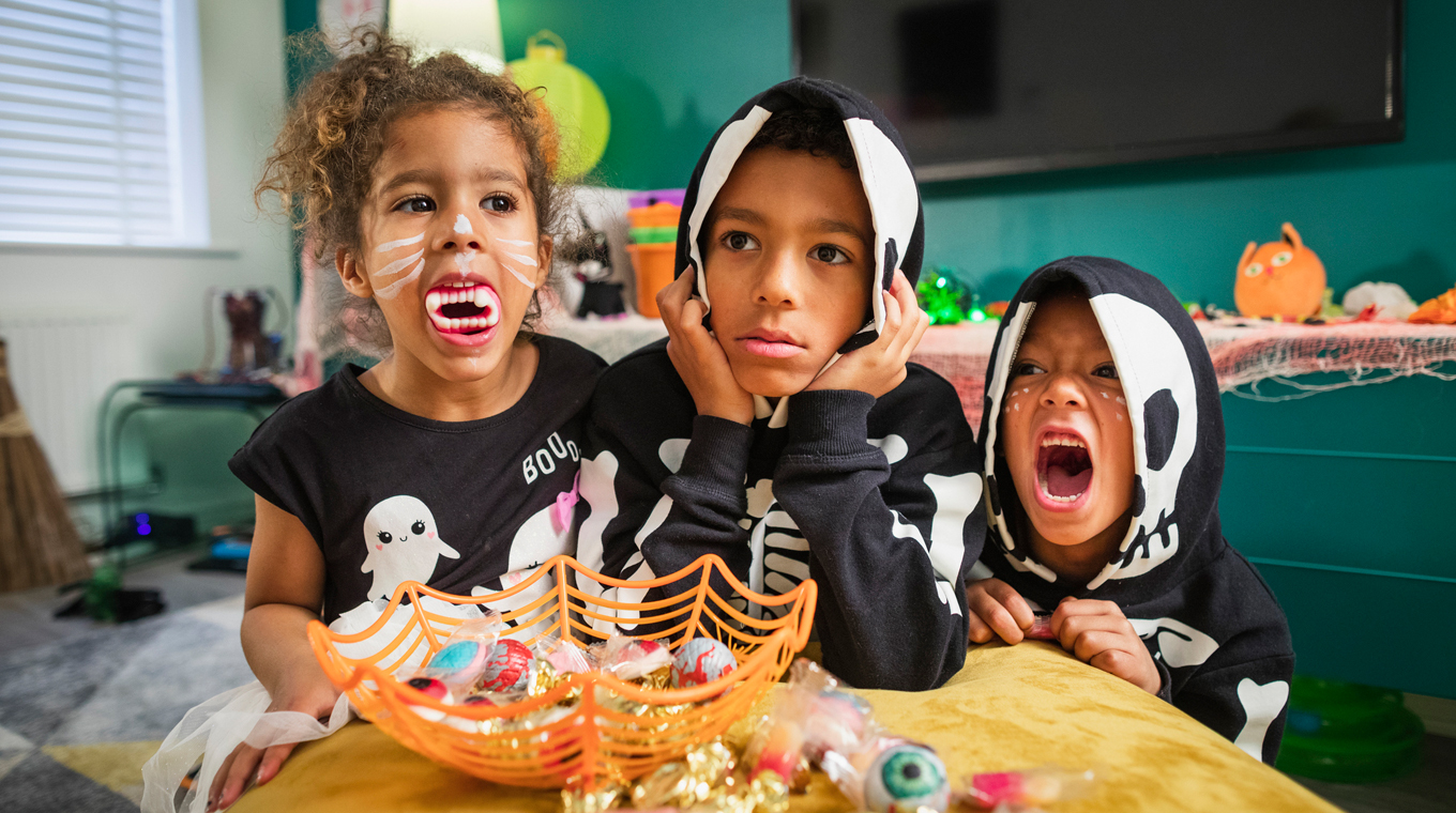 This Construction Plate & Utensil Set Will Convince Even the Pickiest ...