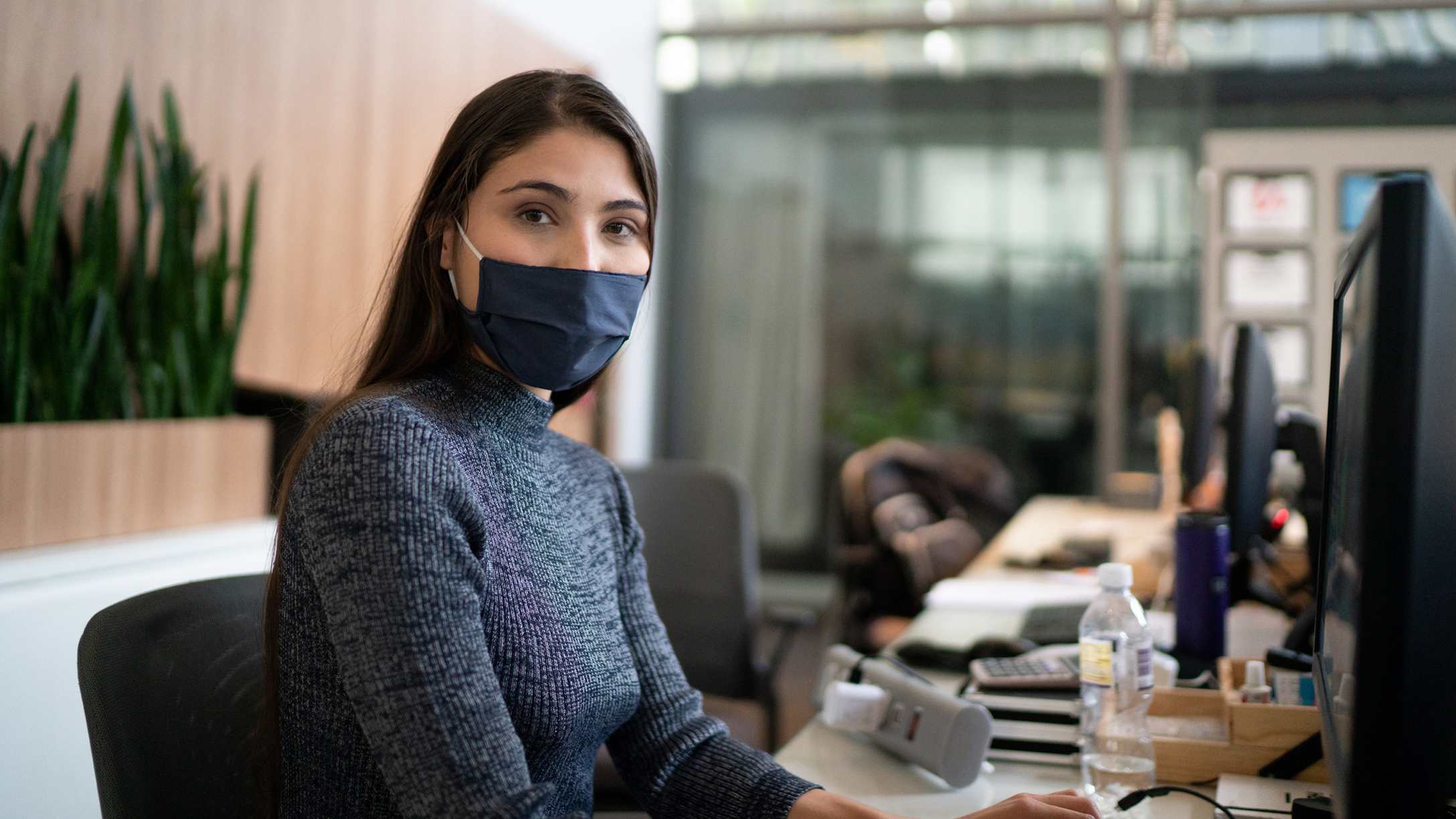 5 Tips for Going Back Into the Office Post-Pandemic | Mom.com