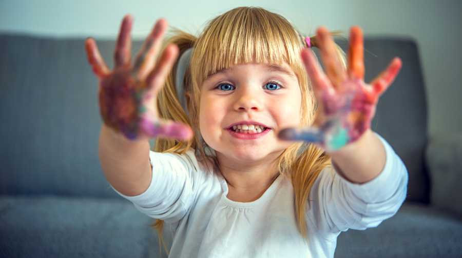 How To Introduce Art To Your Toddler Mom how-to-introduce-art-to-your-toddler-mom