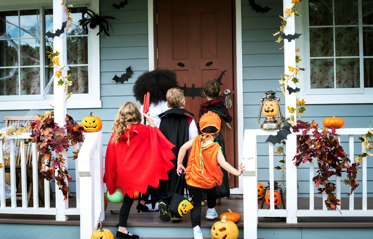 Halloween Myths and Facts | Mom.com